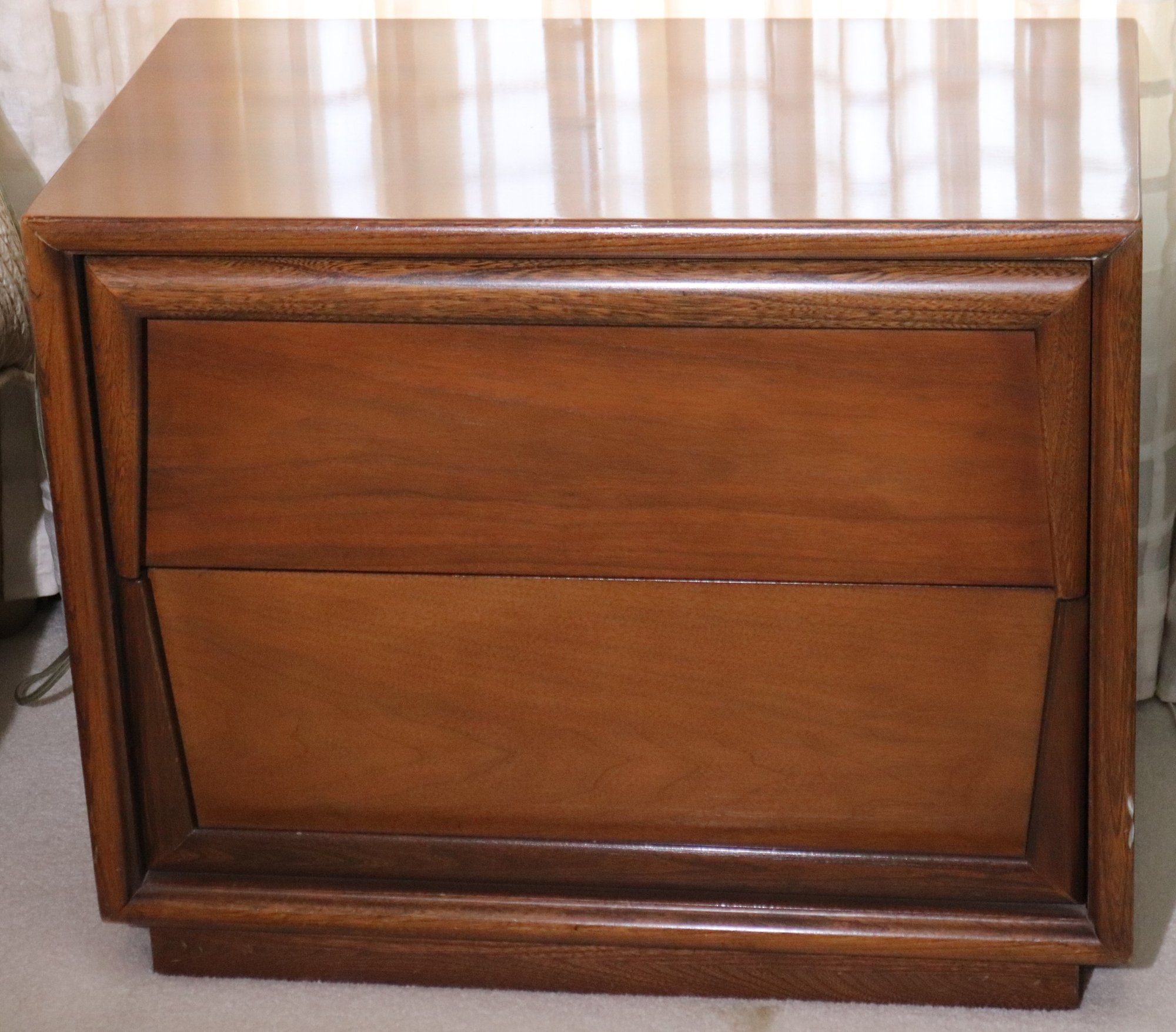 Pair Of Vintage MCM Detroit Furniture Night Stands #54338 ...