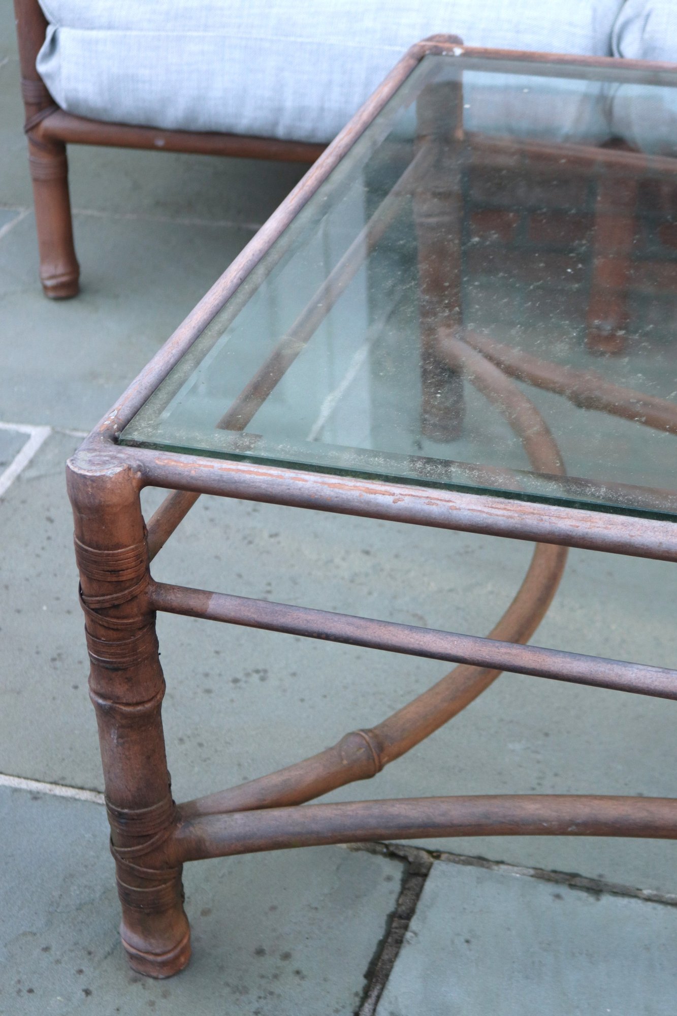 Castelle Wrought Aluminum Sofa And Coffee Table #54439 | Auctionninja.com