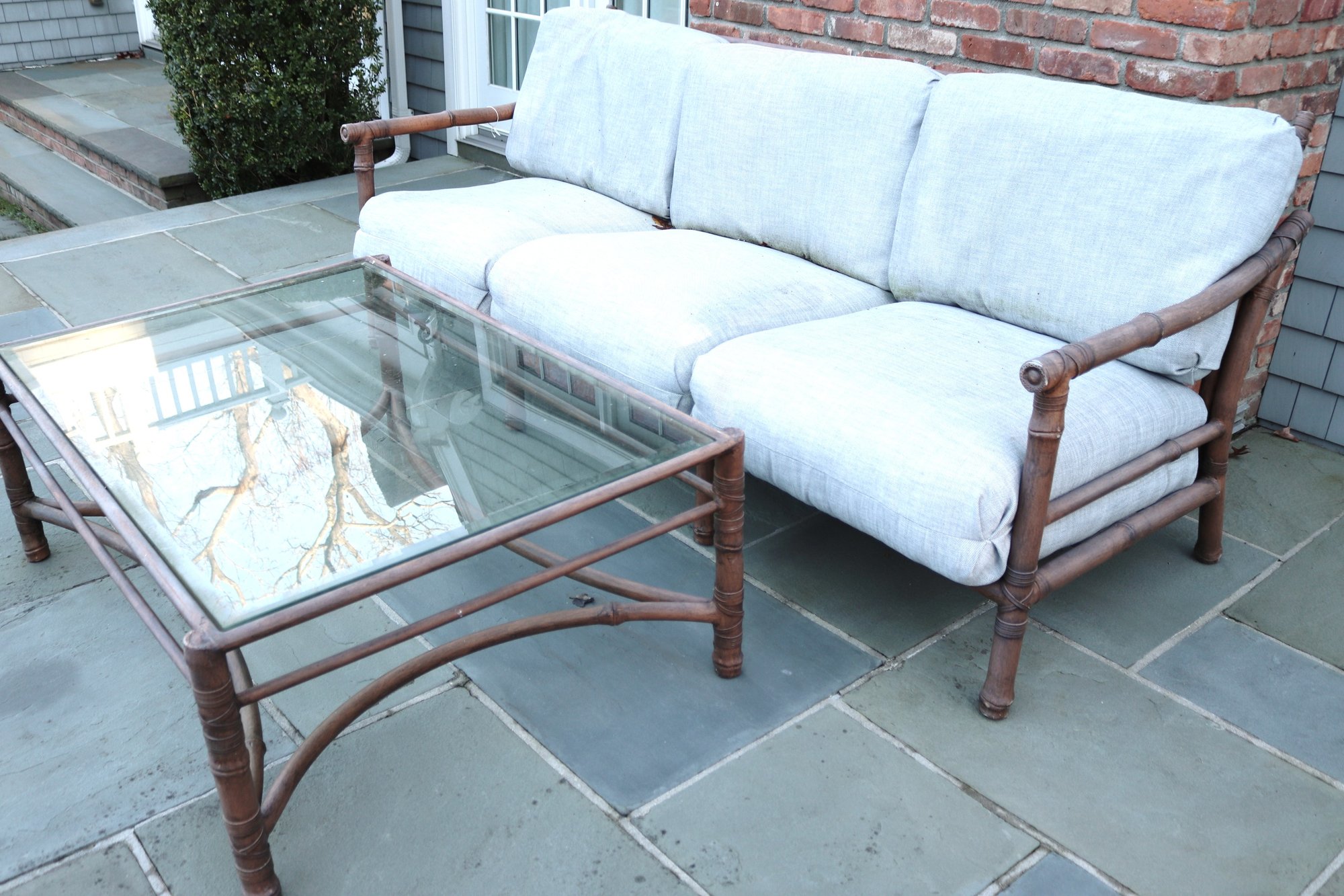 Castelle Wrought Aluminum Sofa And Coffee Table #54439 | Auctionninja.com