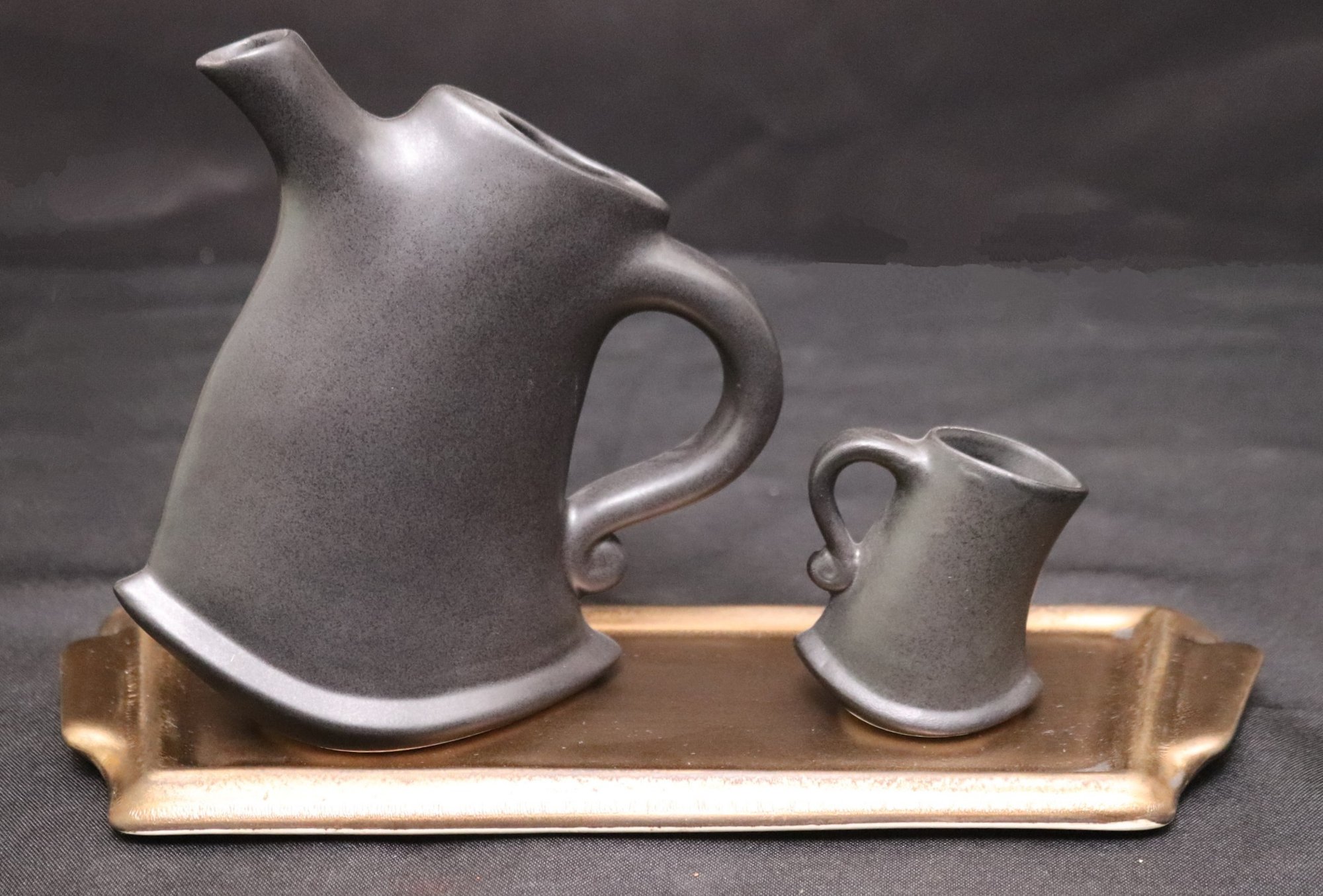 Michael Lambert Dancing Teapot With 2 Cups #63726 | Auctionninja.com