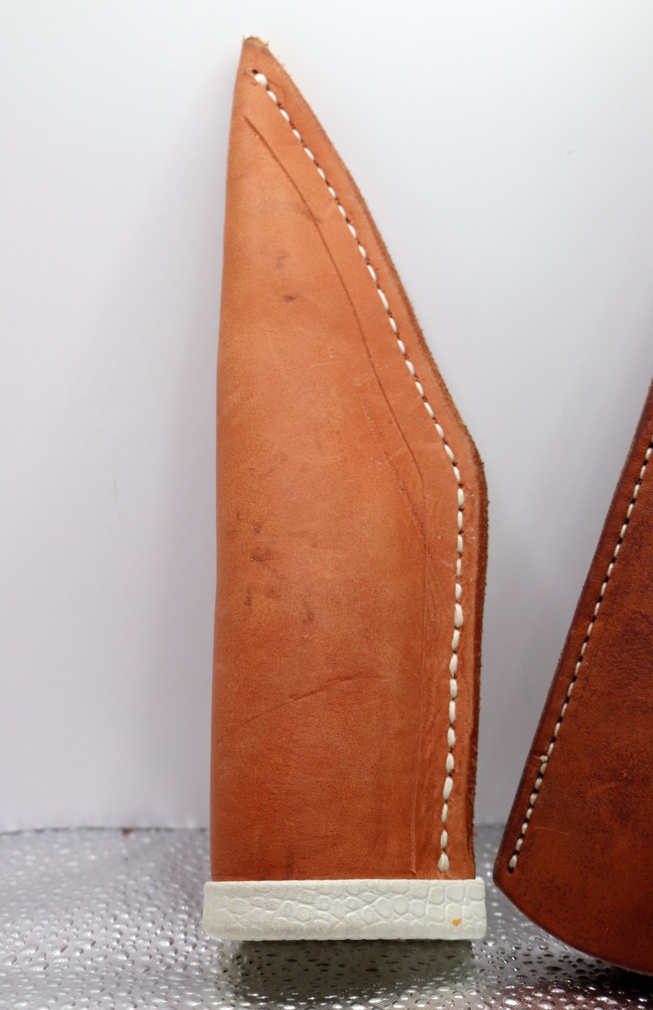 Leather Knife Sheaths As Pictured Include JM #59450 | Auctionninja.com