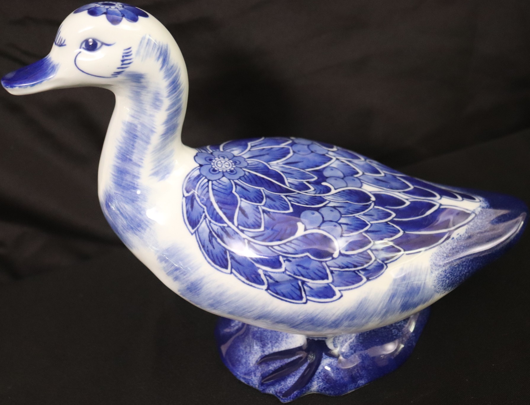 Vintage Hand Painted Blue And White Porcelain Duck #65081 ...