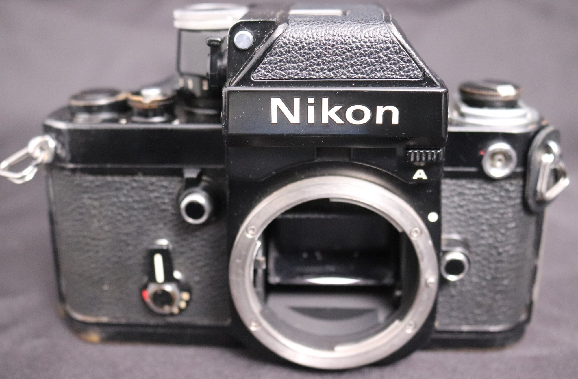 3 Vintage Nikon Cameras #62166 | Auctionninja.com