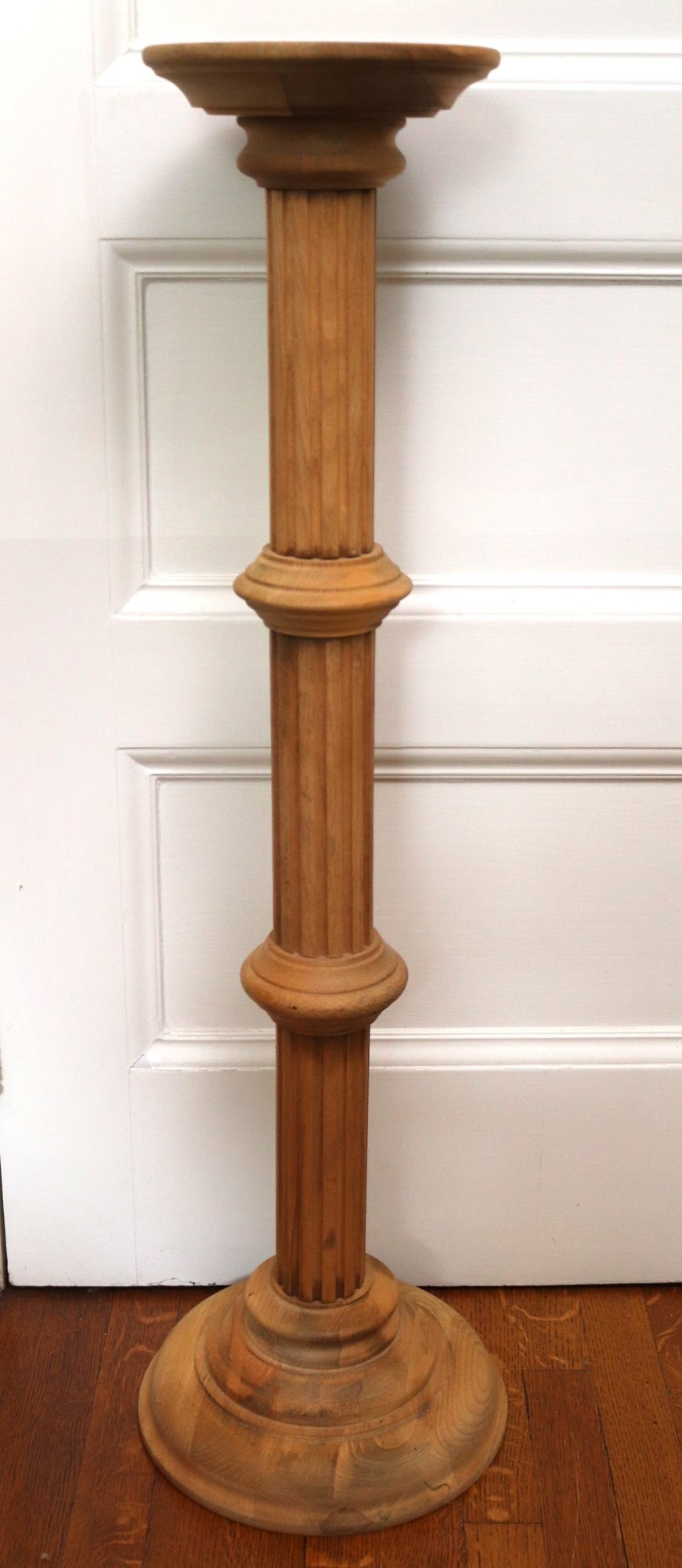 Vintage Carved Wood Column Pedestal/ Plant Stand #69394 | Auctionninja.com