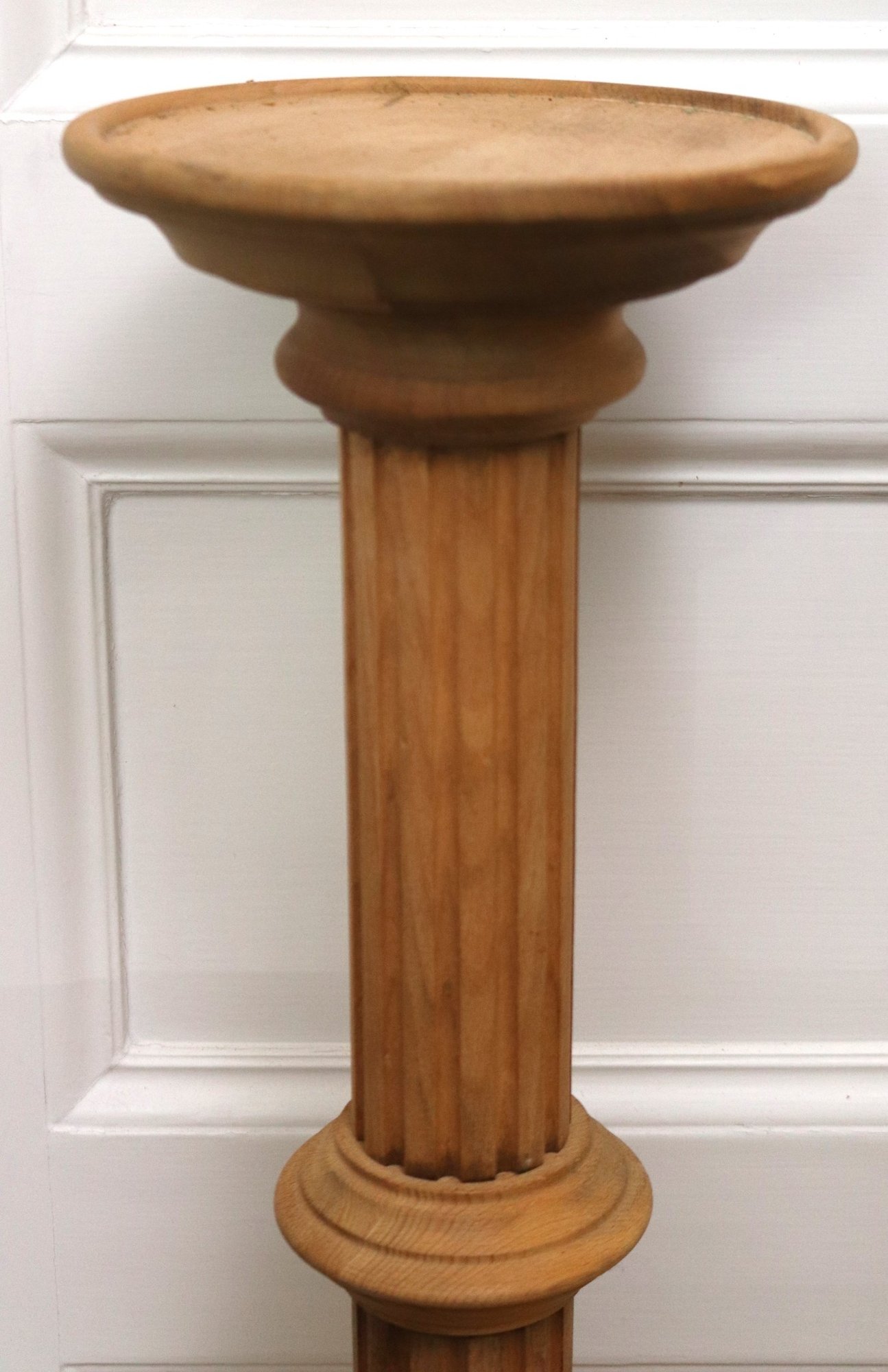 Vintage Carved Wood Column Pedestal/ Plant Stand #69394 | Auctionninja.com