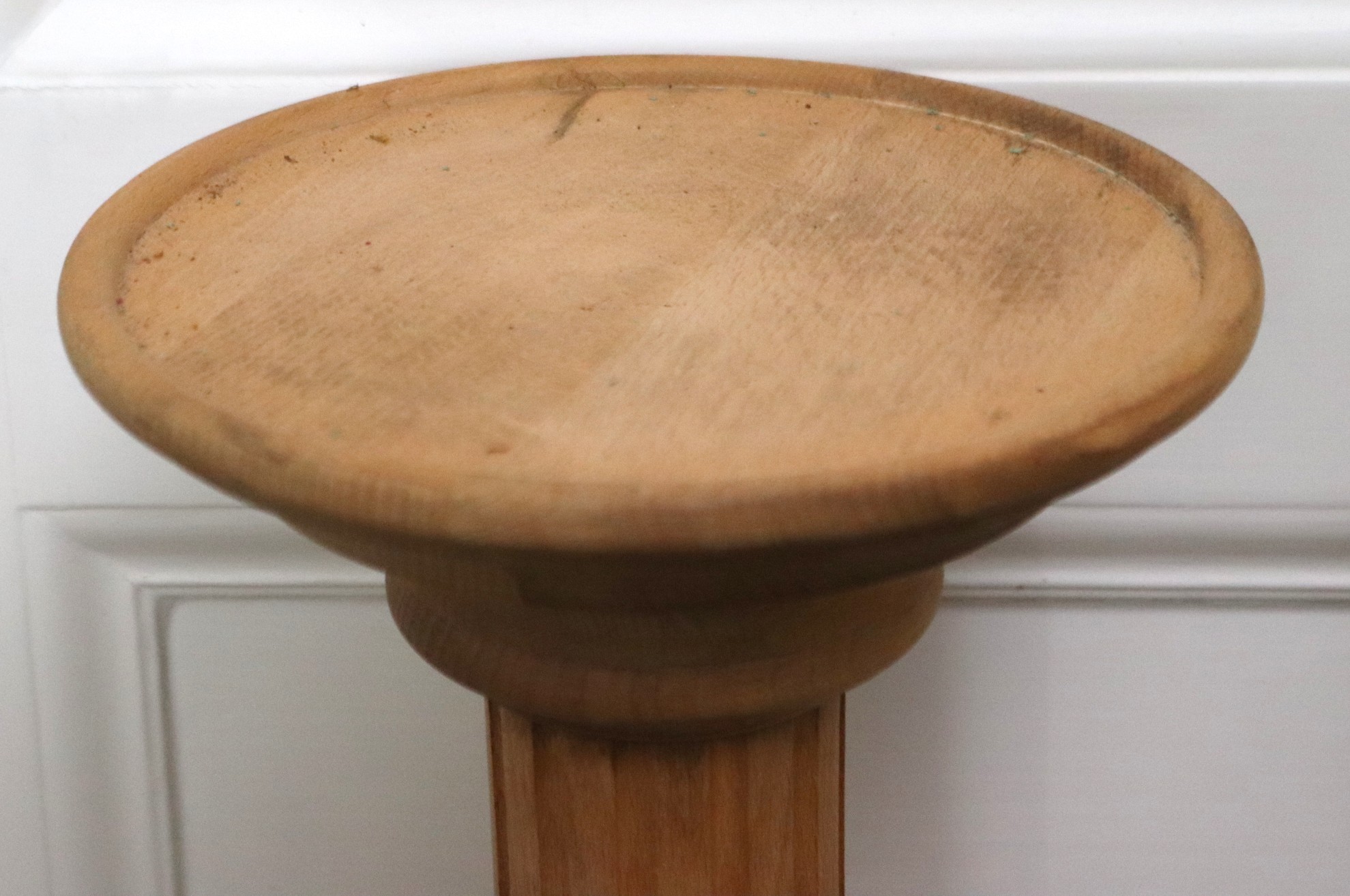 Vintage Carved Wood Column Pedestal/ Plant Stand #69394 | Auctionninja.com