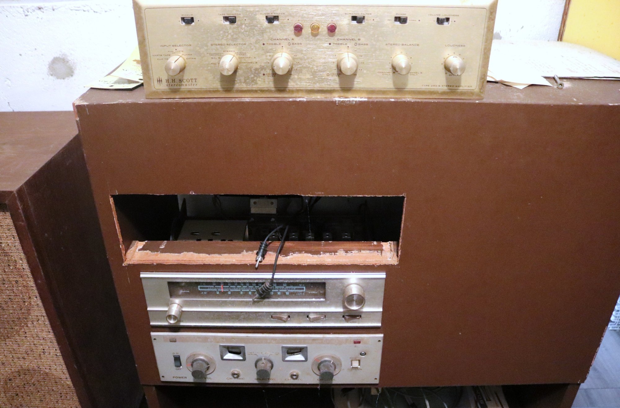 Antique Sony Recording Amplifier & Lafayette Tuner In Cabinet With ...