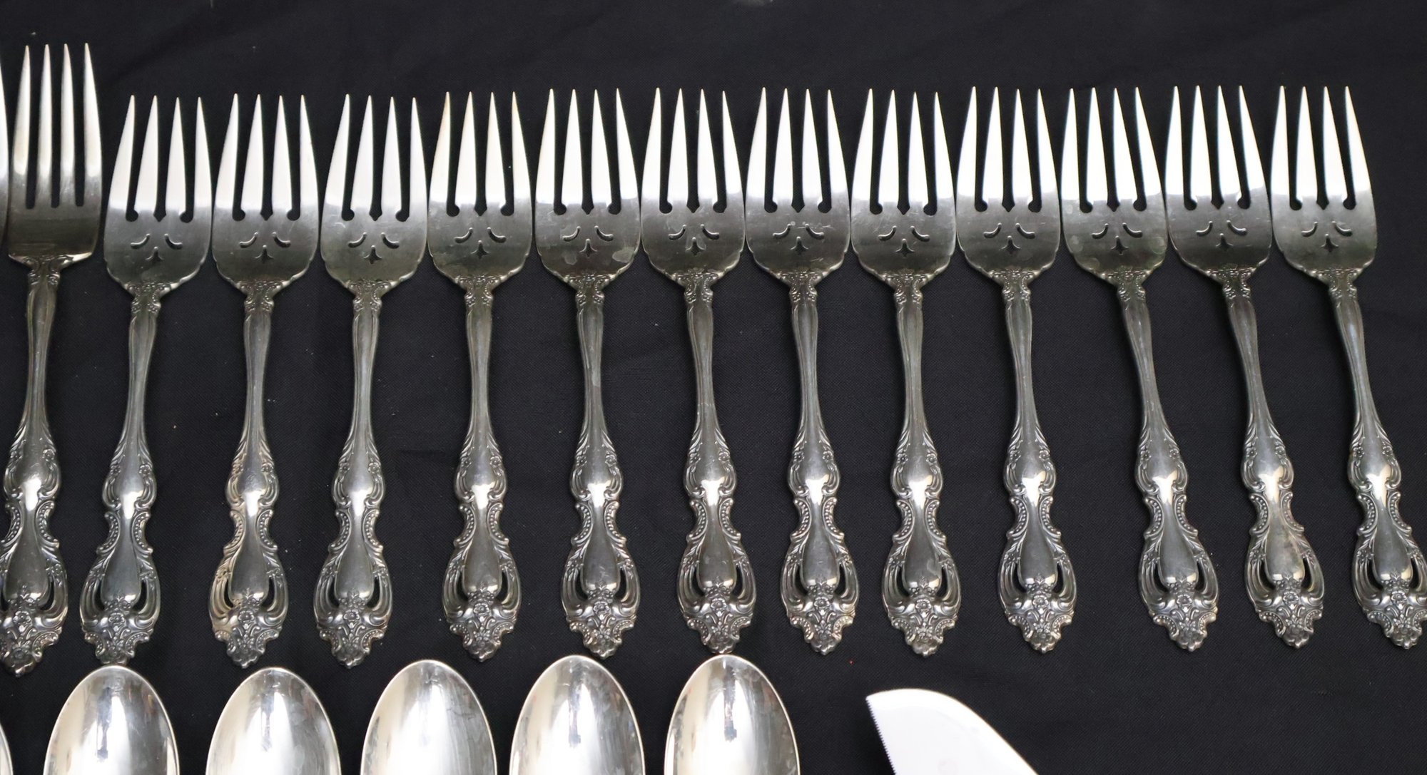 Sterling Silver Oneida Community Du Maurier Aka Bromley Pattern ...