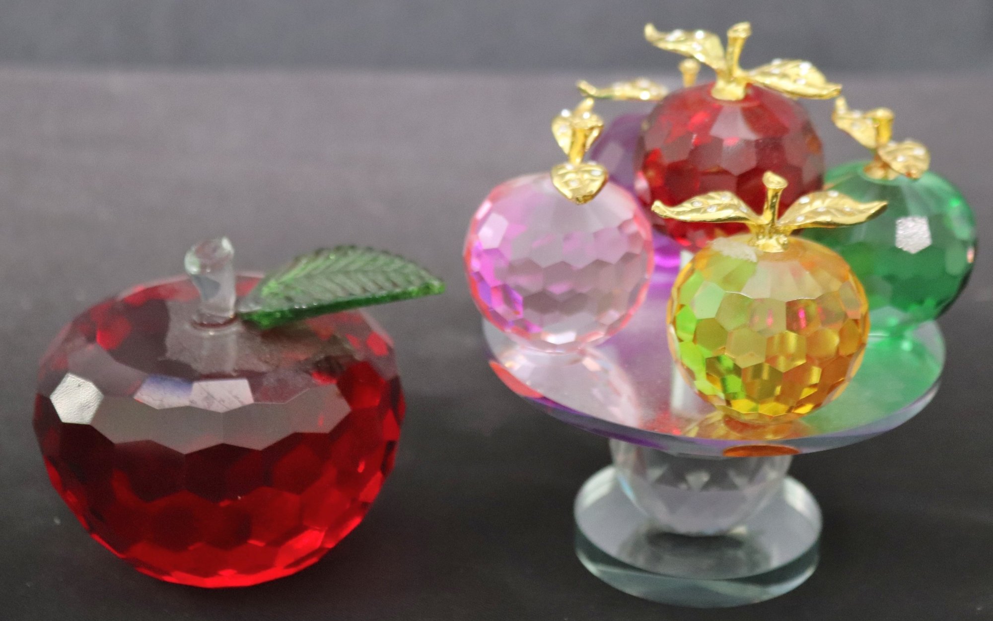 Simon Designs Apple Paperweight And Crystal Faceted Rotating Apple ...