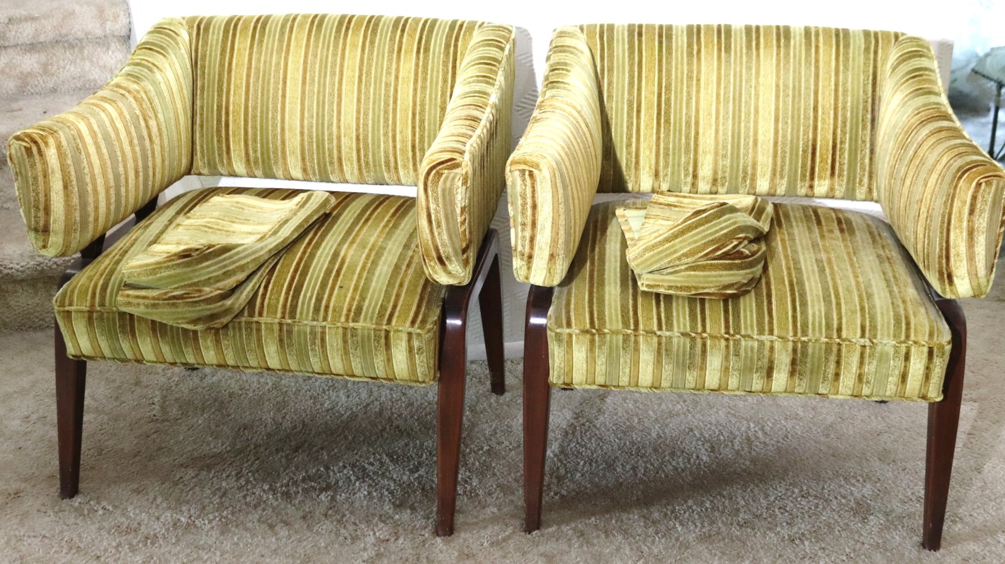 Pair Of Vintage MCM Low Cut Club Chairs, In Good Condition #51072 ...