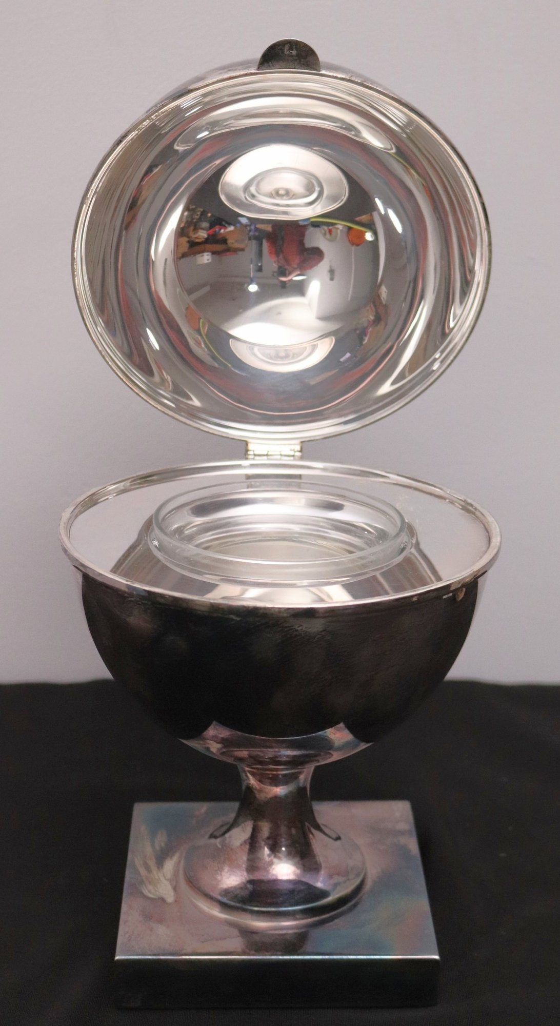 Vintage St. James Egg Shaped Silver Plated Caviar Server #69949 ...