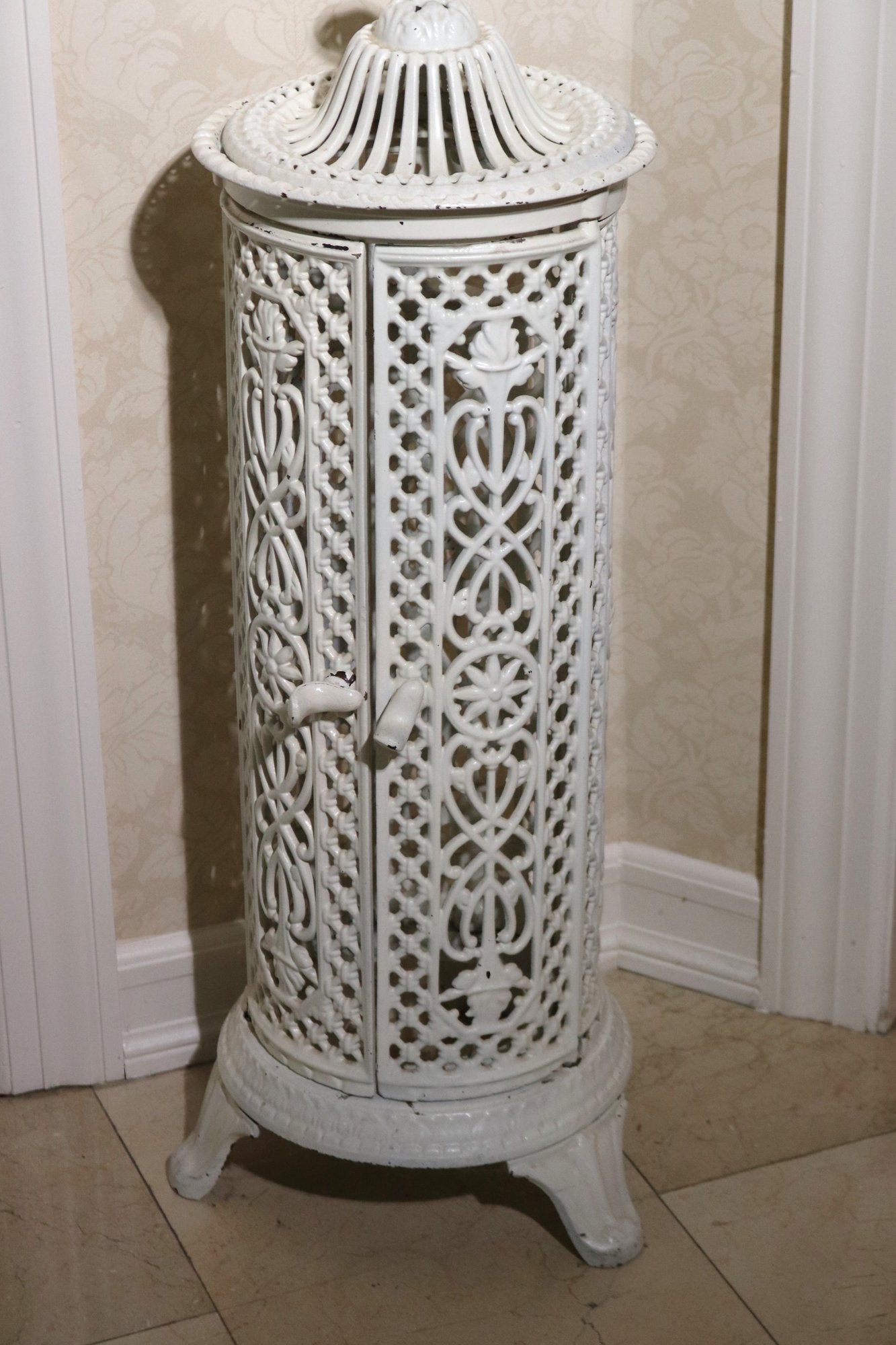 Ornate Antique 19th Century French Cast Iron Parlor Heating Stove Shell ...