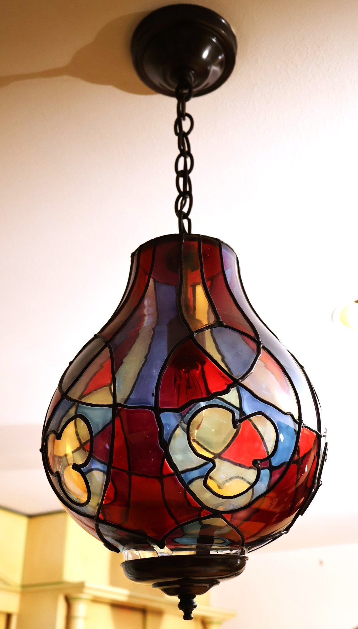 Vintage Tiffany-Style Multi Color Stained Glass Hanging Pendant Light ...