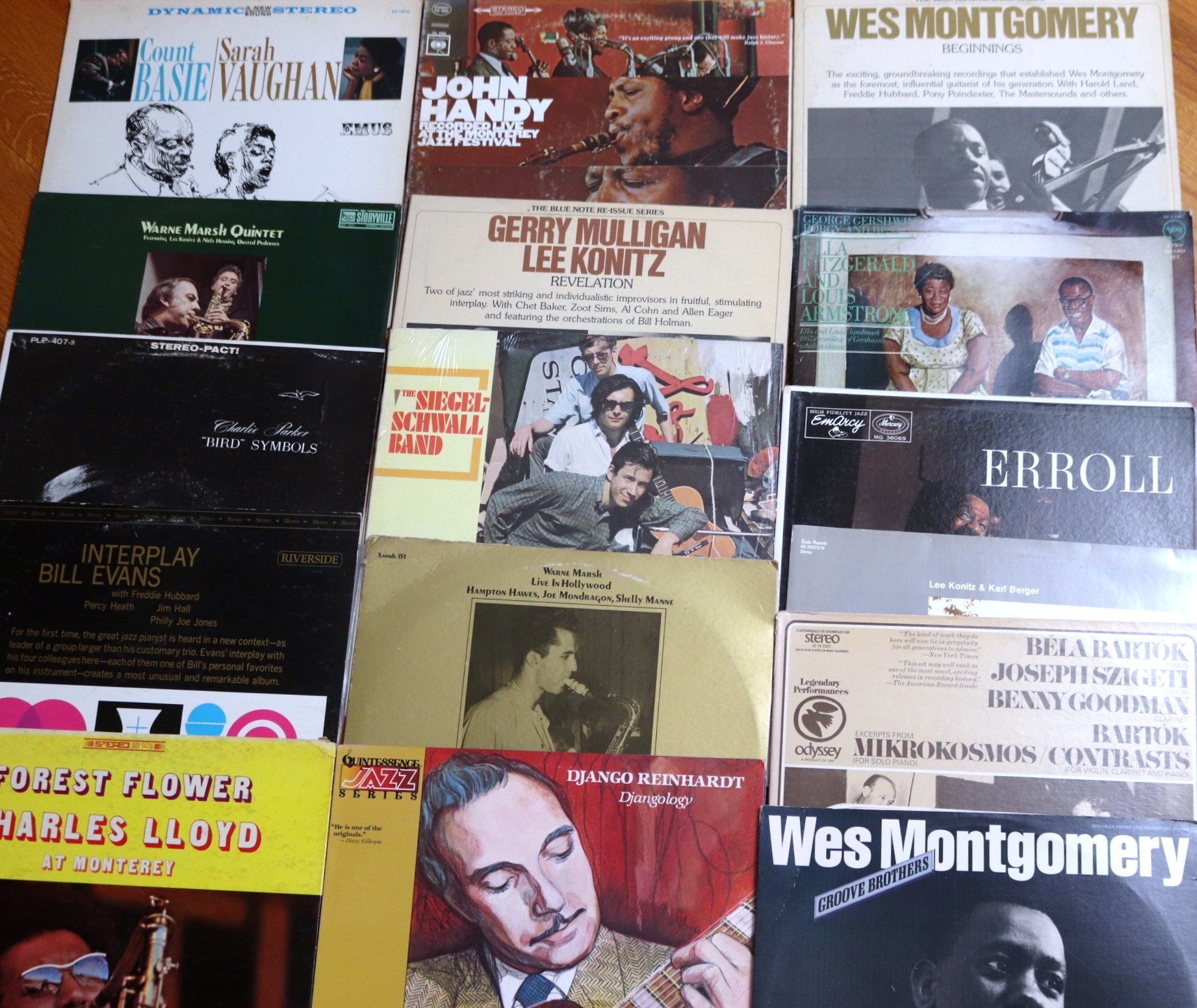Assorted Collection Of 15 Vintage Vinyl Records #62624 | Auctionninja.com