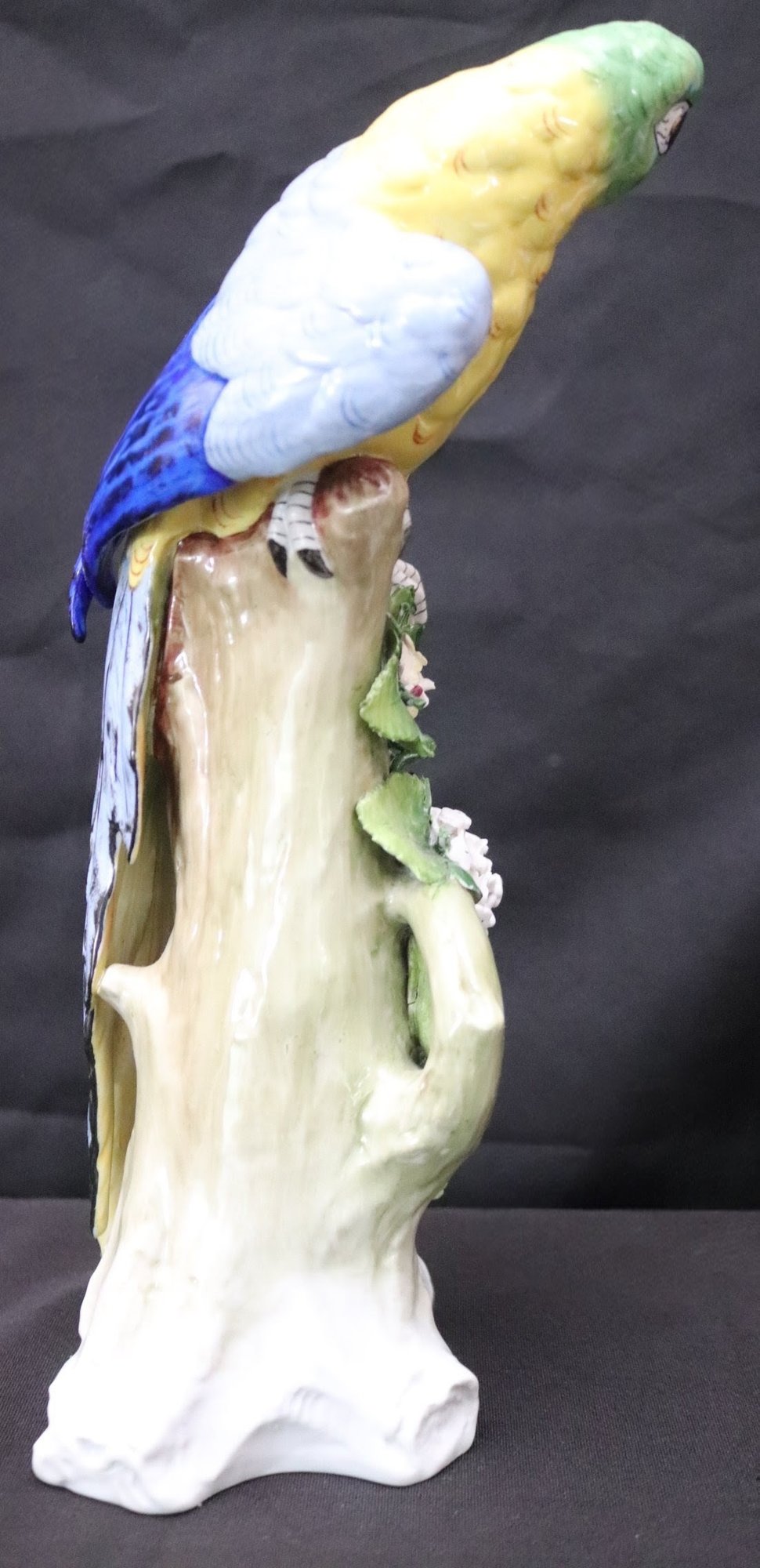 Sitzendorf Porcelain Parrot Figurine Perched On Tree Trunk. #69270 ...