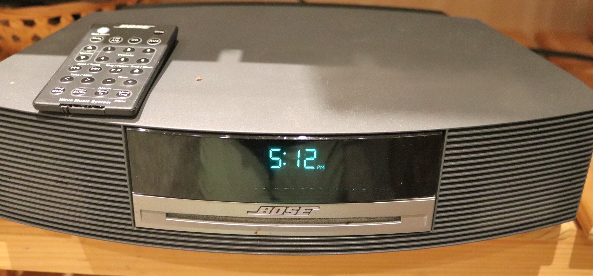 BOSE Wave Music System Model: AWRCC1 #40127 | Auctionninja.com