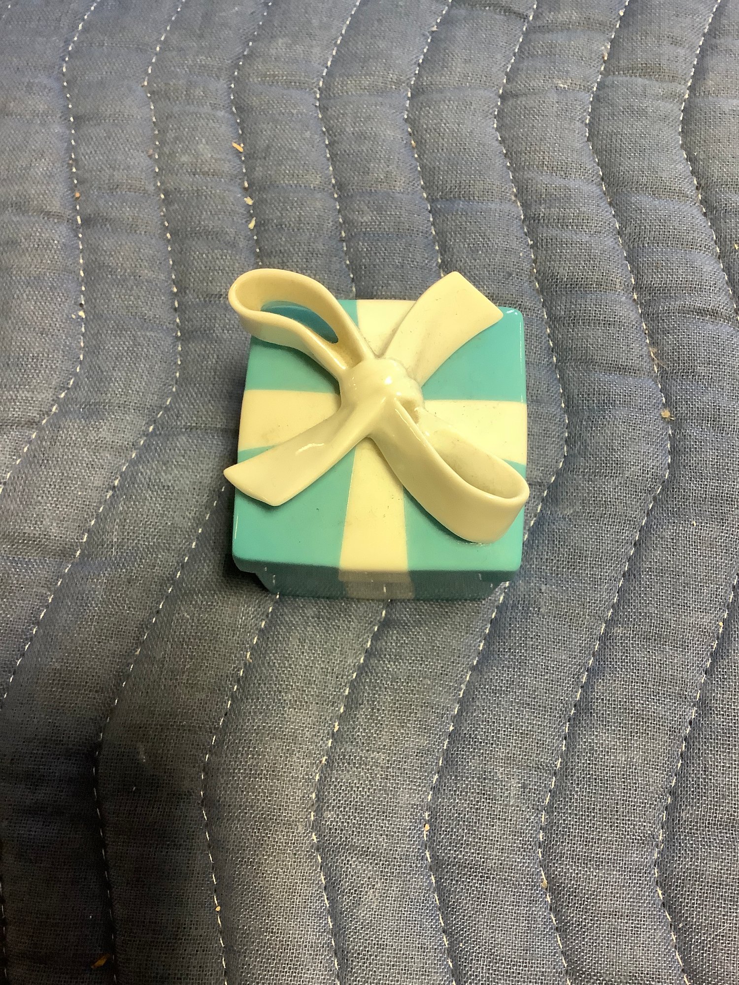 TIFFANY & Co Porcelain Blue And White Trinket Gift Box #3940 ...