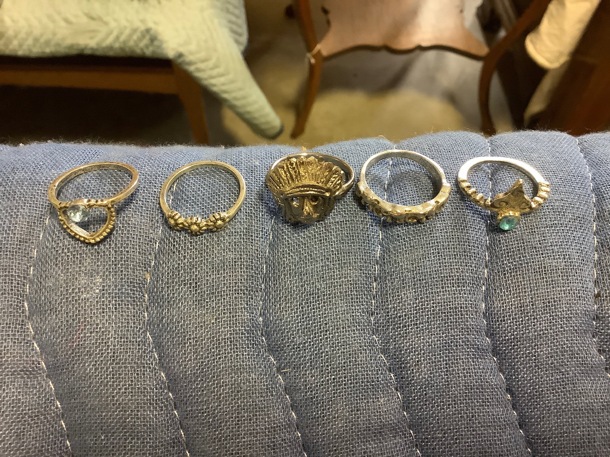 5 Funky Random Costume Rings #39 #4007 | Auctionninja.com