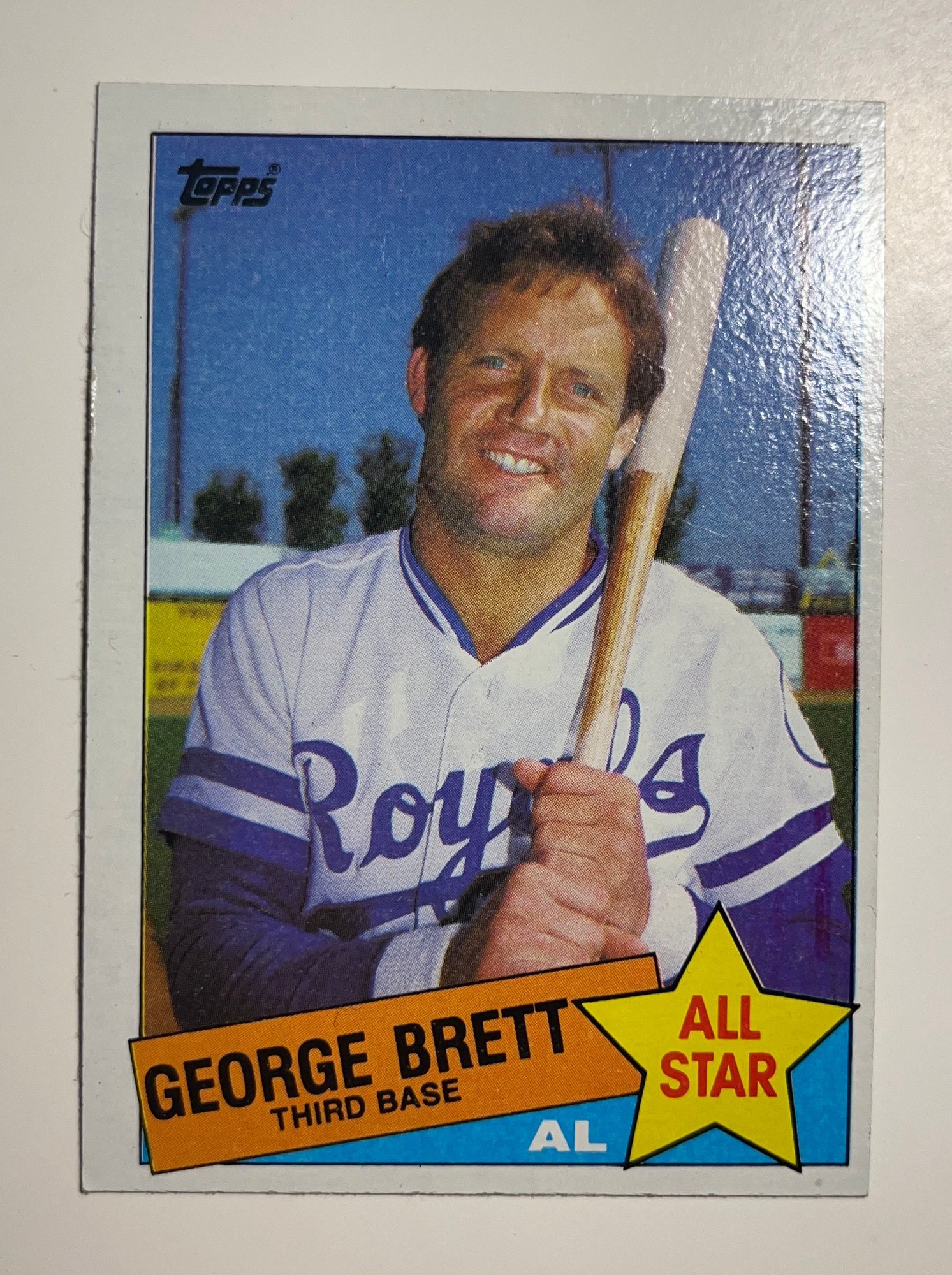 1985 TOPPS George Brett Baseball Card - Mint #37022 | Auctionninja.com