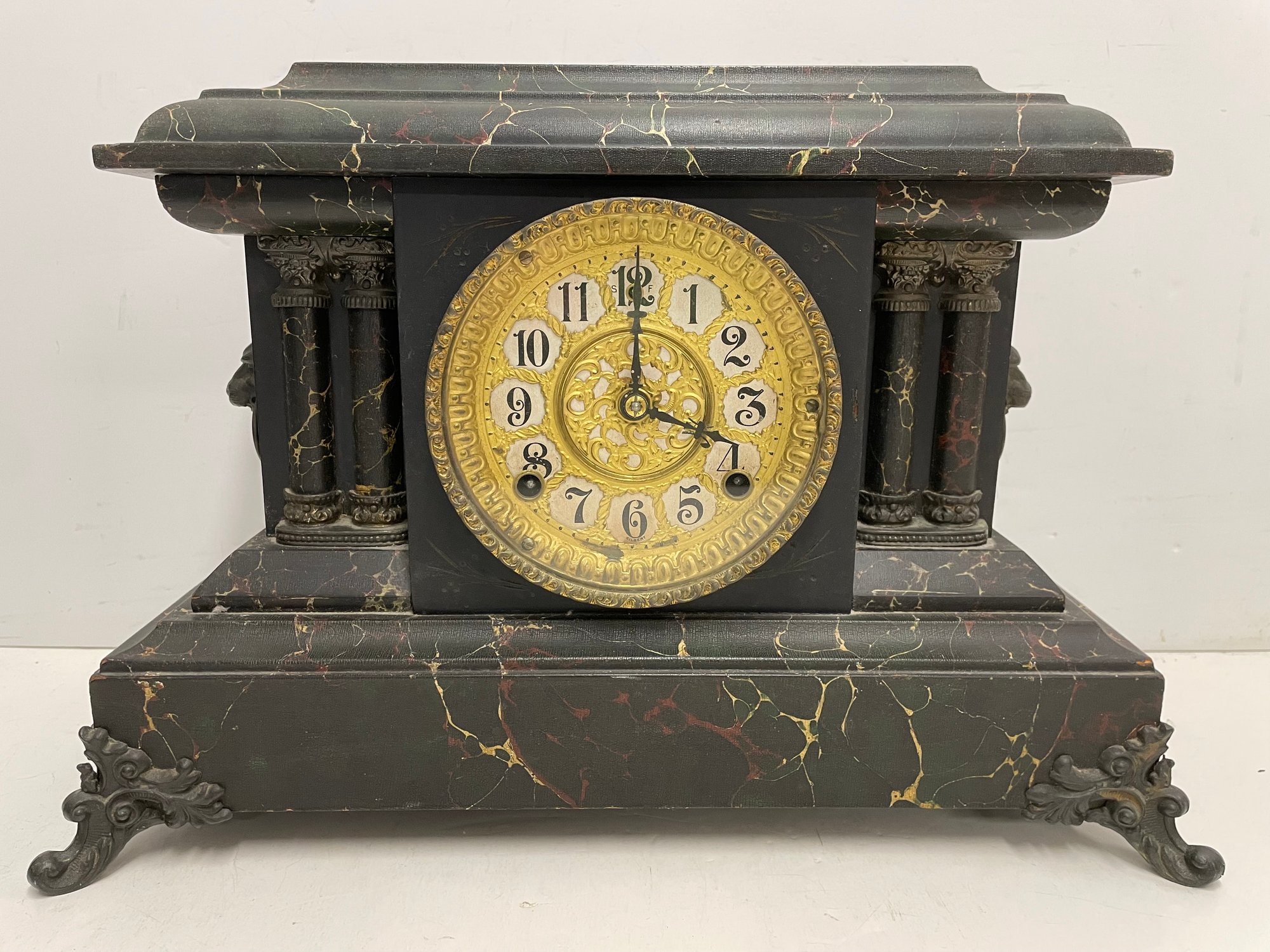 Vintage GILBERT Black Mantel Clock With Key #24700 | Auctionninja.com