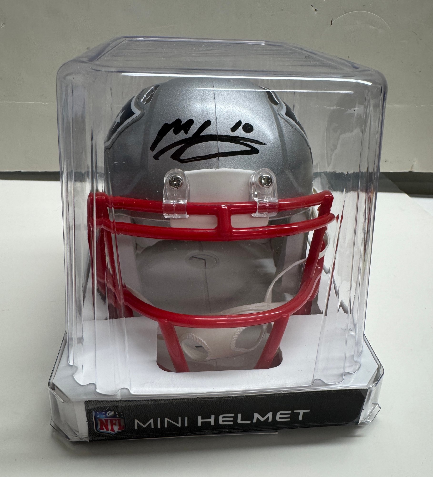 Mac Jones Signed Autographed New England Patriots Mini Helmet Beckett ...