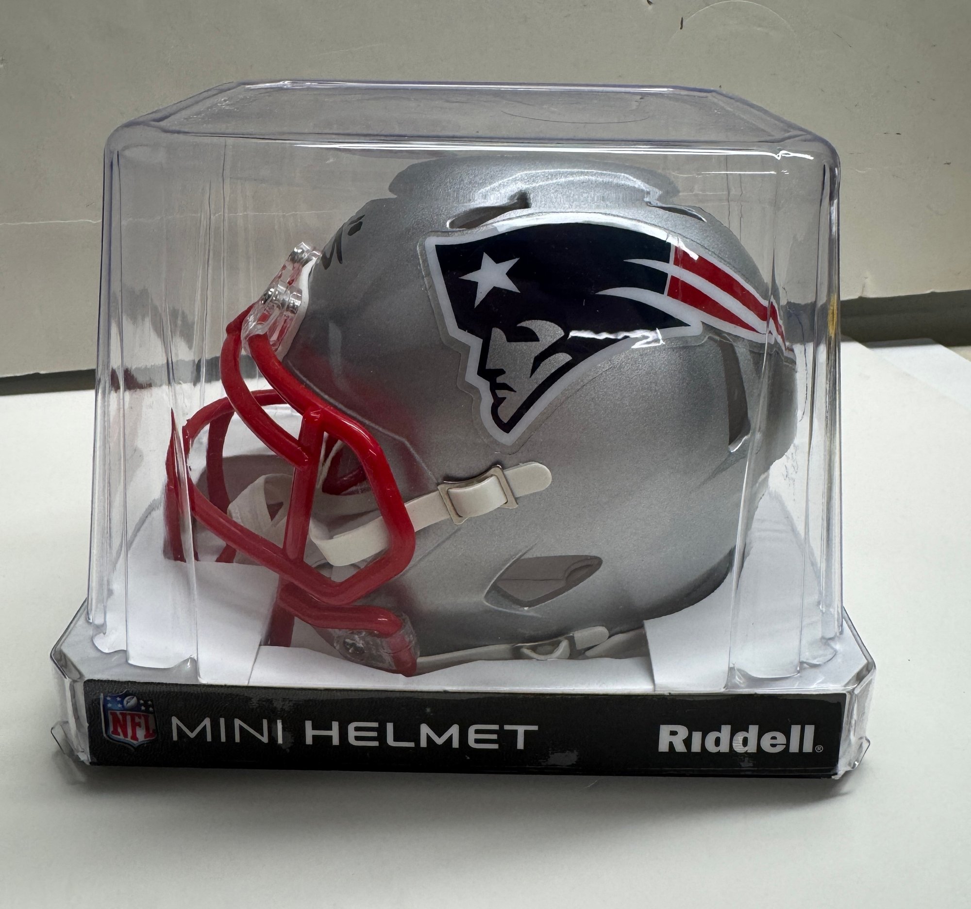 Mac Jones Signed Autographed New England Patriots Mini Helmet Beckett ...