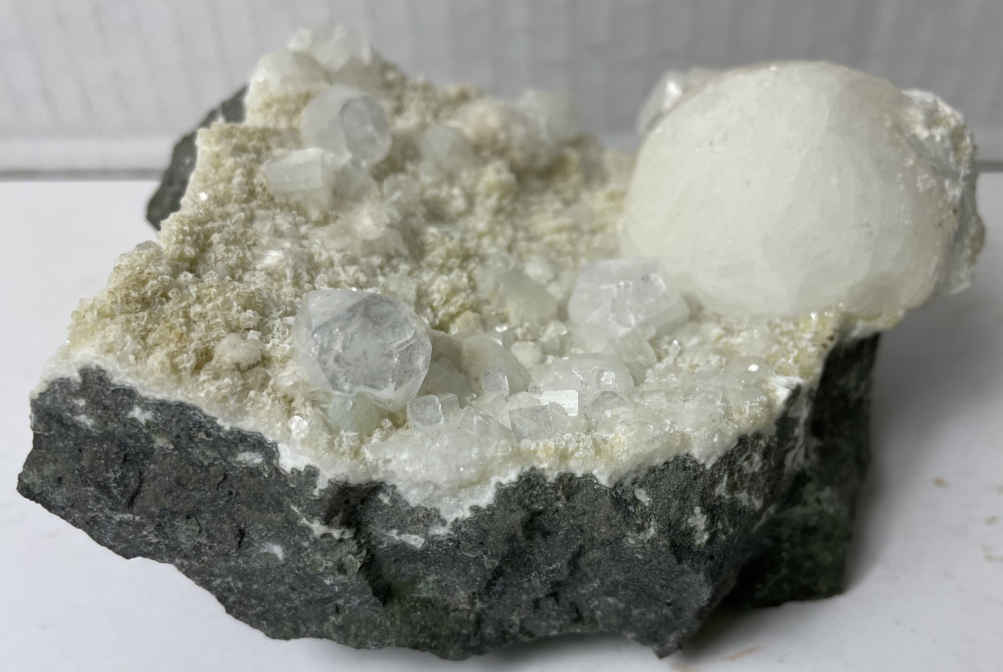 Natrolite Rock Specimen #20771 | Auctionninja.com