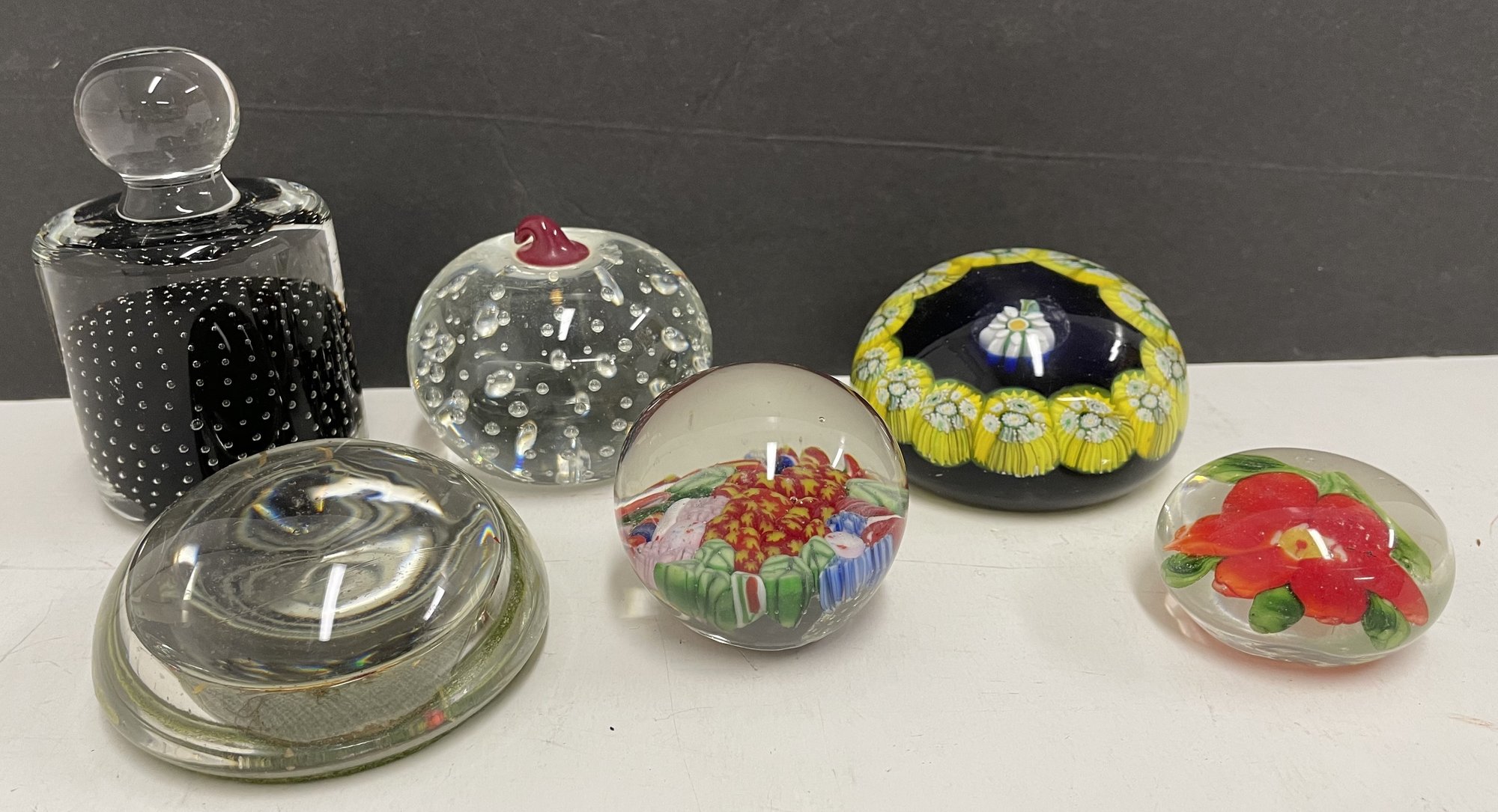 (6) Vintage Paperweights-Lot #2 #23473 | Auctionninja.com