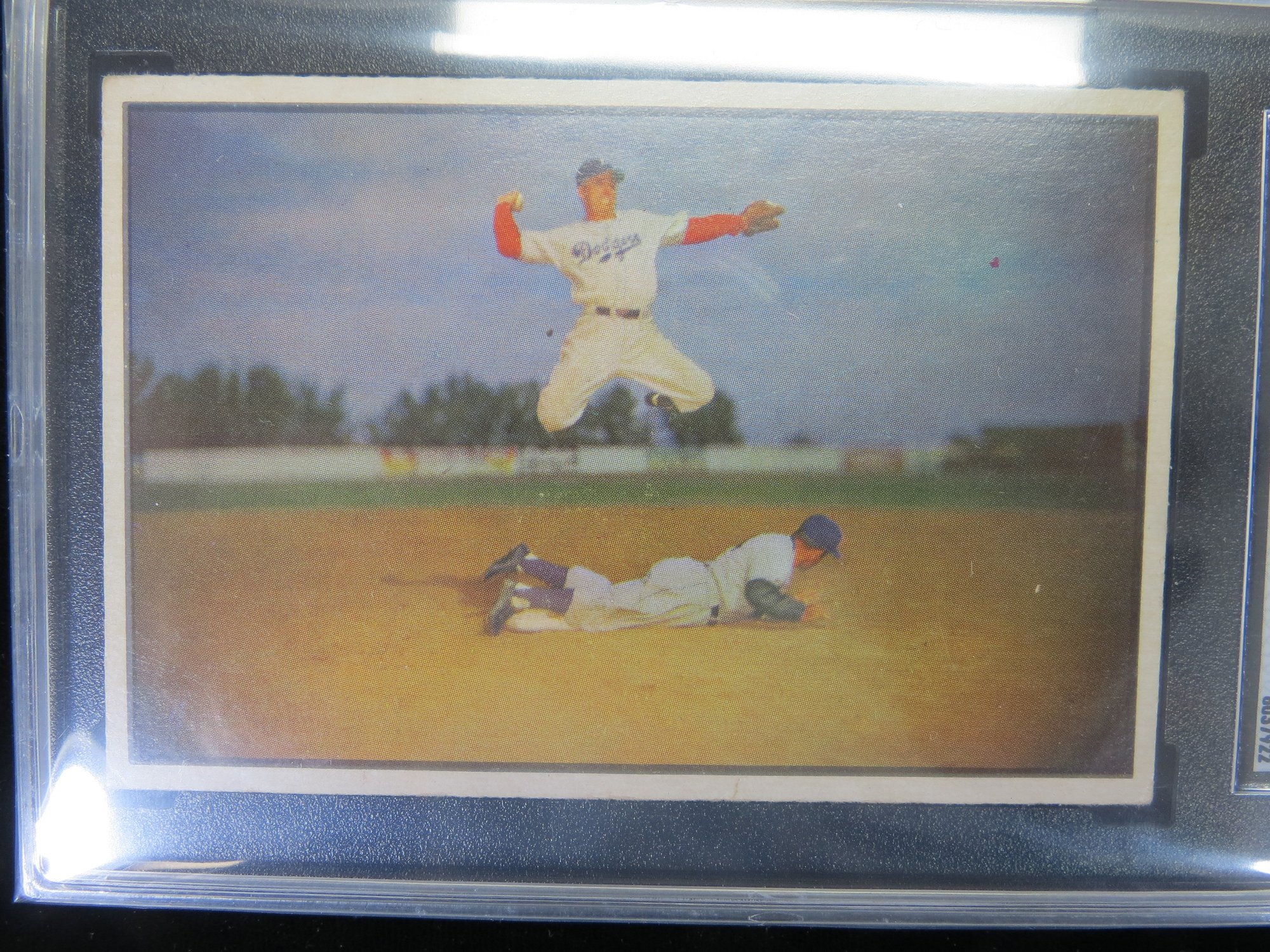 1953 Bowman Color #33 Pee Wee Reese Baseball Card SGC 4 VG/EX #41164 ...