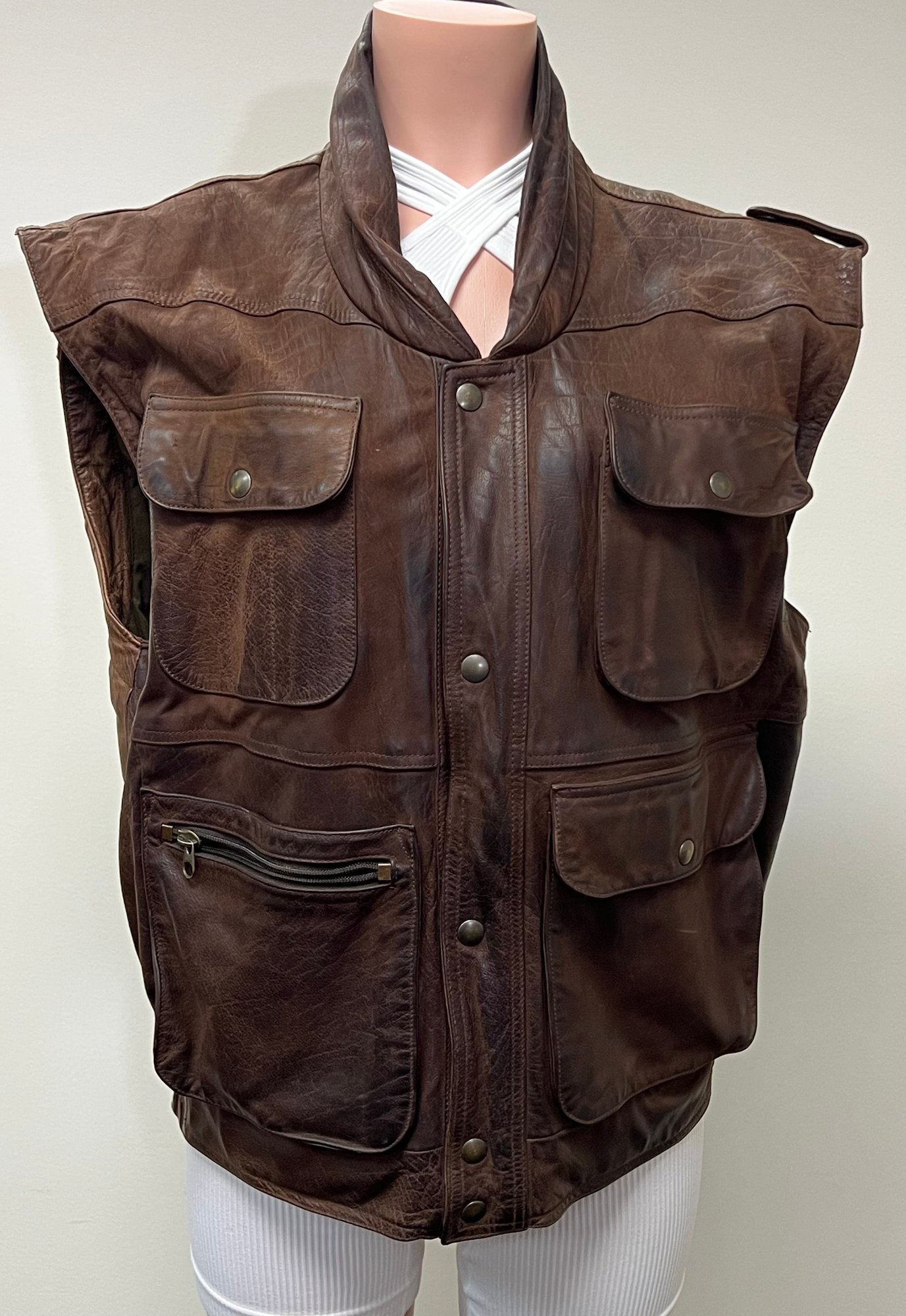 Overland Outfitter Leather Vest Jacket #79823 | Auctionninja.com
