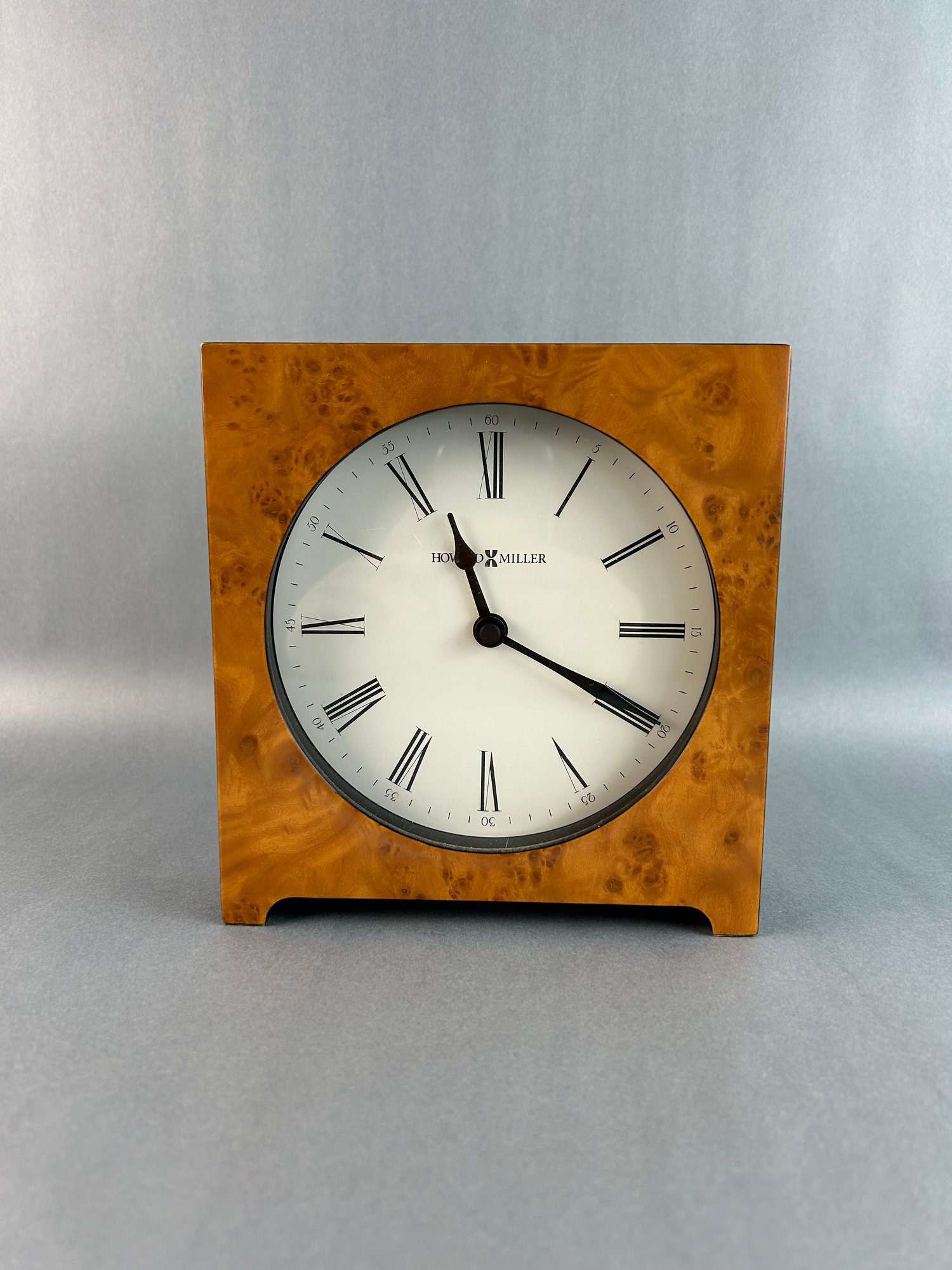 Howard Miller Burled Wood Front Table Clock - Battery Operated #53891 ...