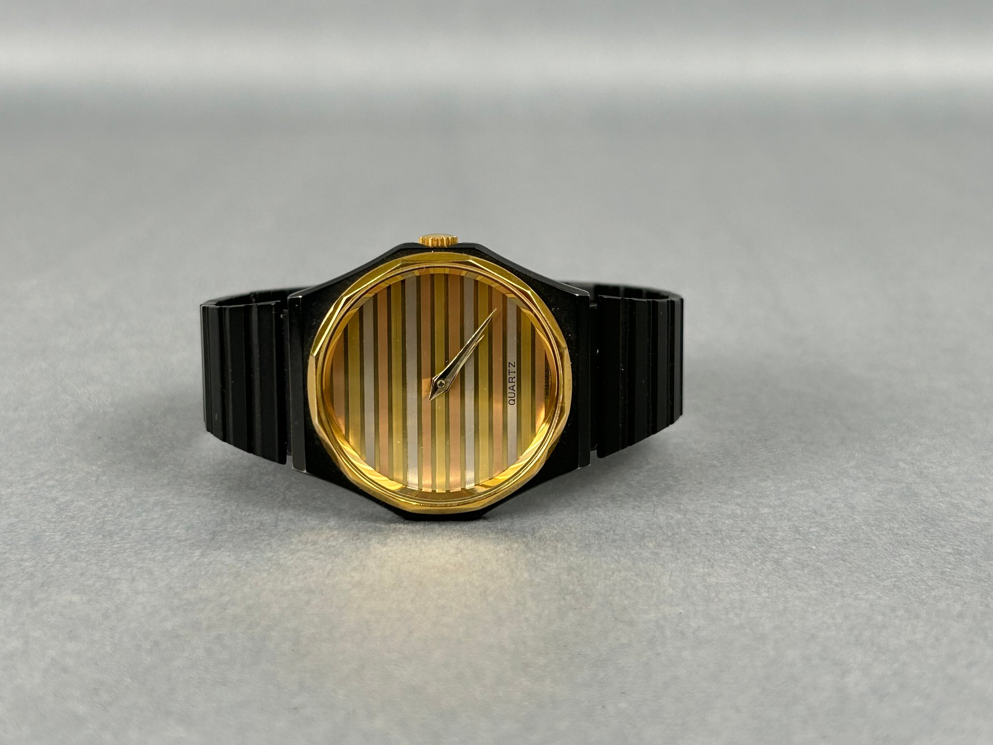 Womens Multi Tone Metal Faced Quartz Watch #68220 | Auctionninja.com