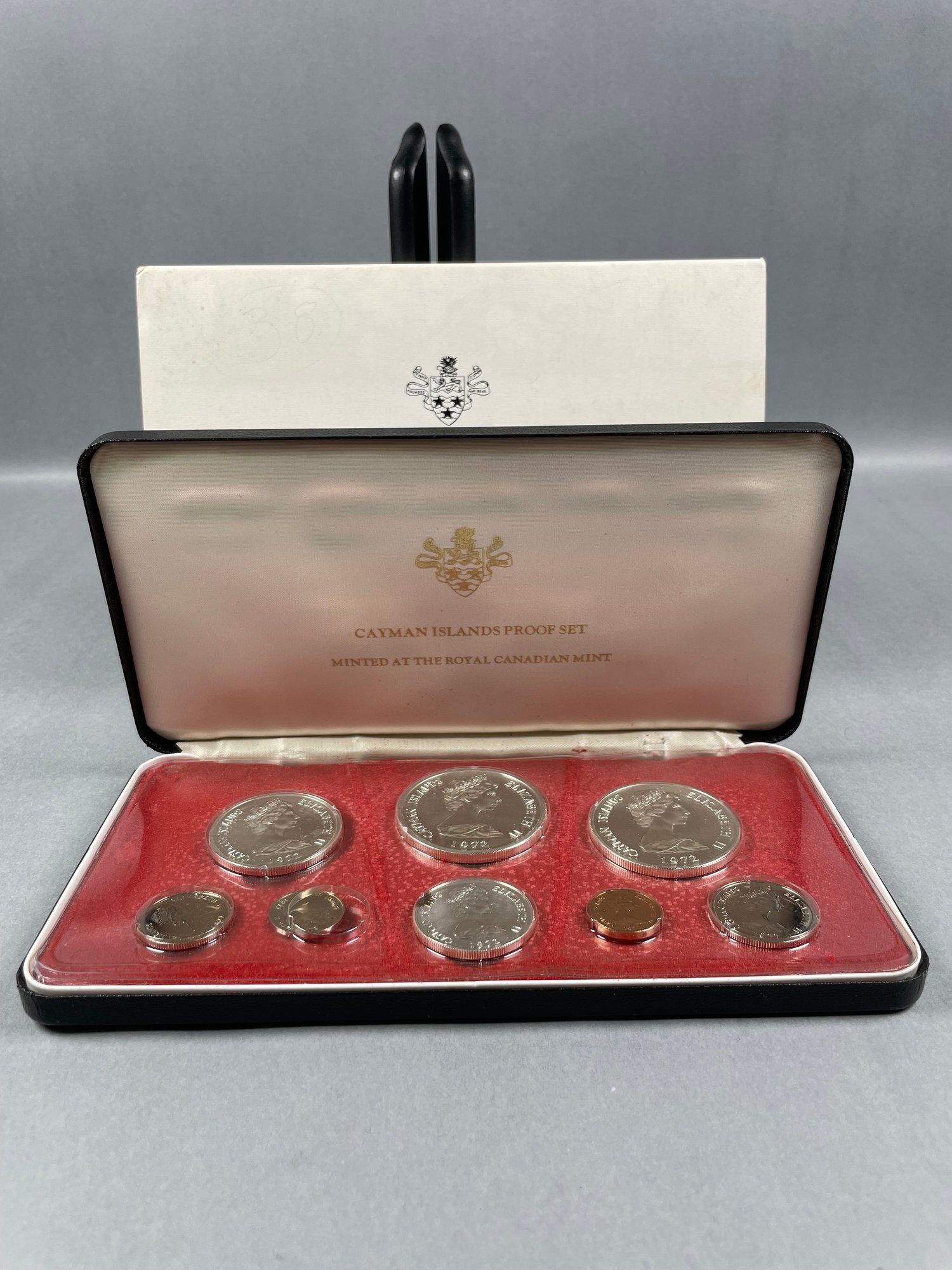 Royal Canadian Mint - Cayman Islands 1972 Proof Set #52527 | Auctionninja.com