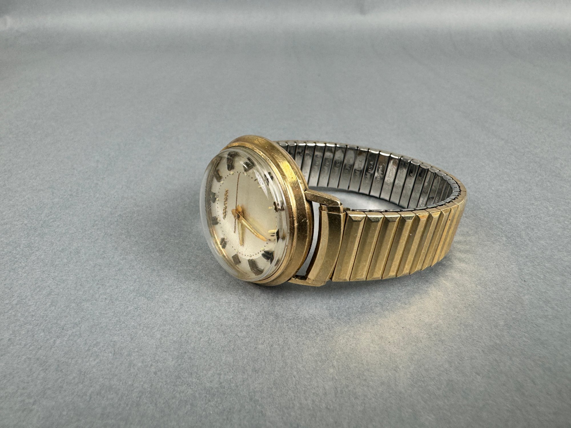 Bulova M6 Accutron Gold Filled Watch #47817 | Auctionninja.com