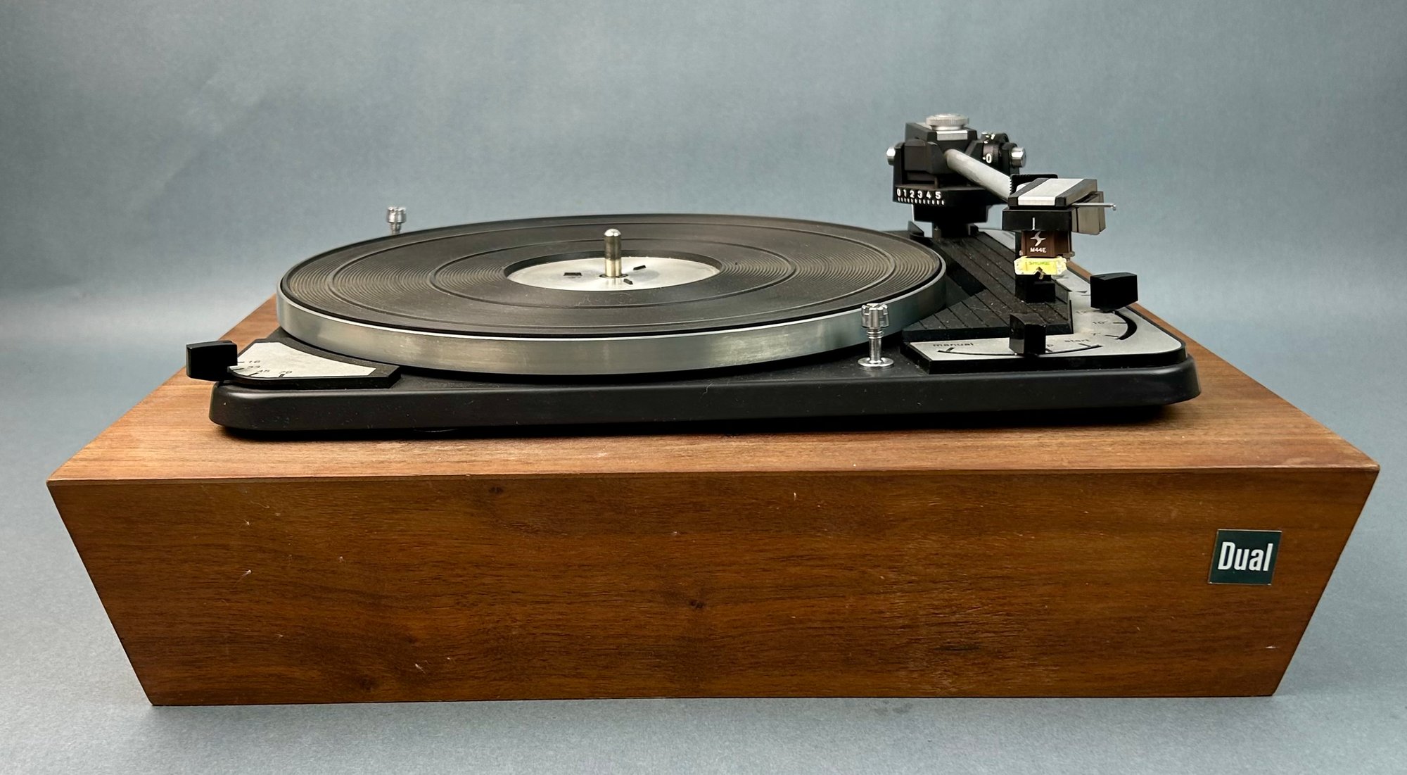 Dual 1015 Turntable With Shure M44E Needle #62910 | Auctionninja.com