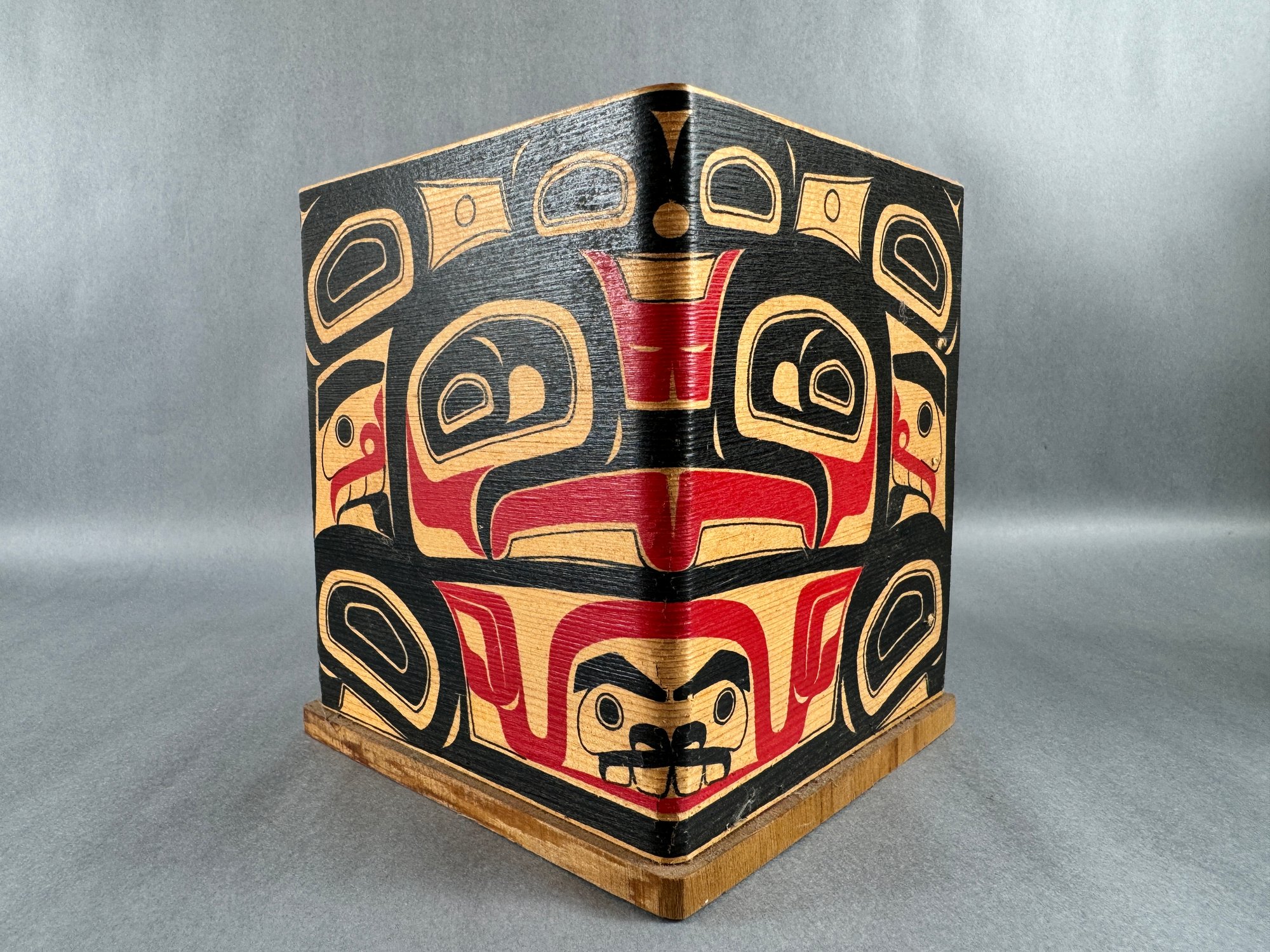 Northwest Native Bentwood Box #49595 | Auctionninja.com