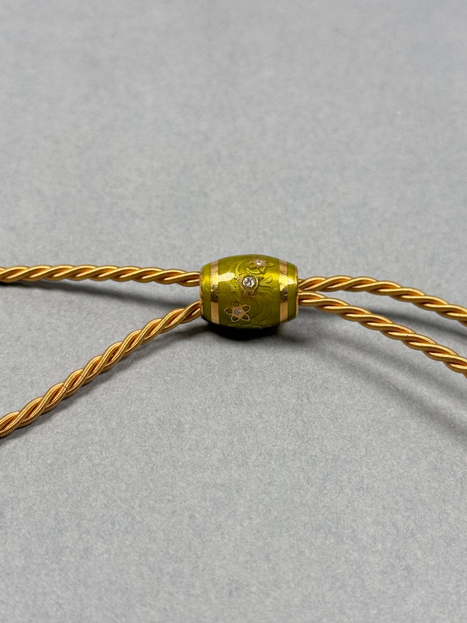 Wellendorff 18k Necklace With Rondel Flower II #68209 | Auctionninja.com