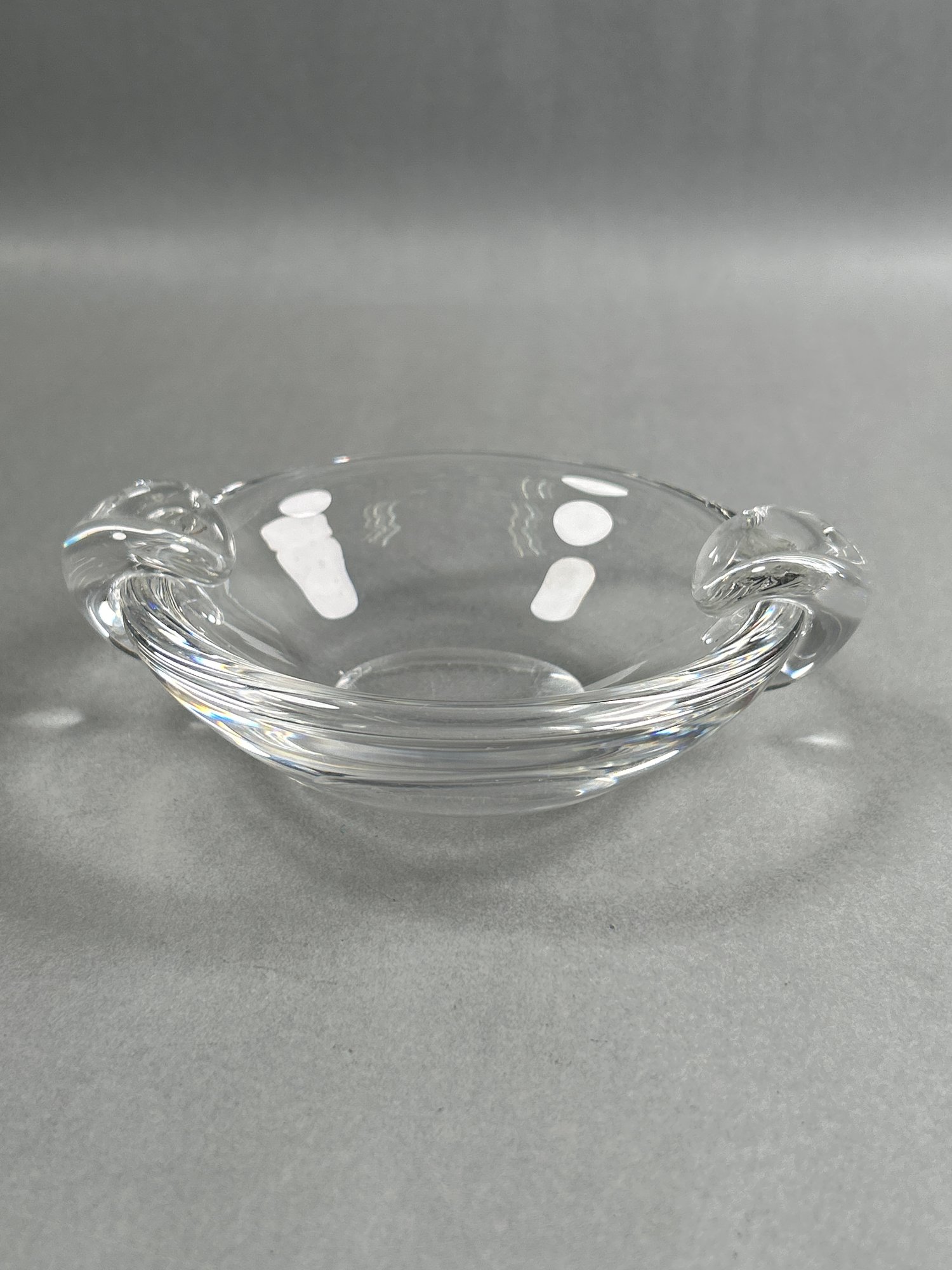 Signed Steuben Ashtray #51500 | Auctionninja.com