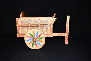 Costa Rican Model Ox Cart #1064 | Auctionninja.com