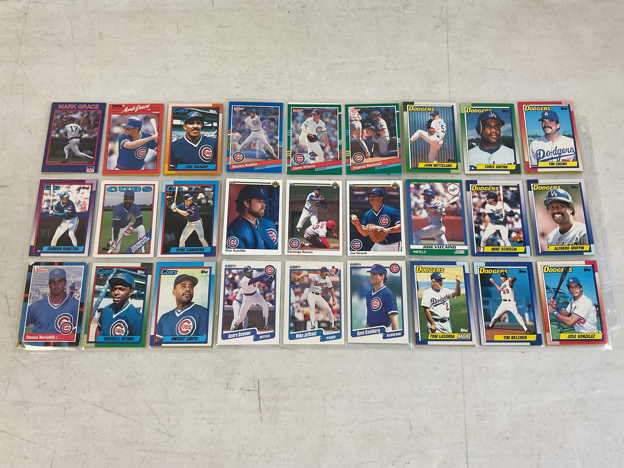 Lot Of 3 Pages Full Of Baseball Cards Front & Back #15242 ...