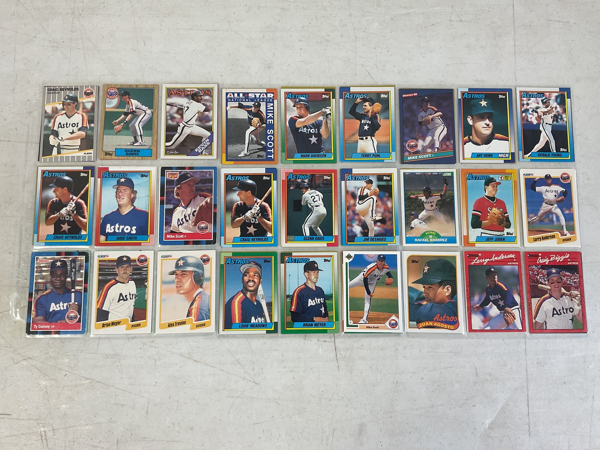 Lot Of 3 Pages Full Of Baseball Cards Front & Back #15231 ...