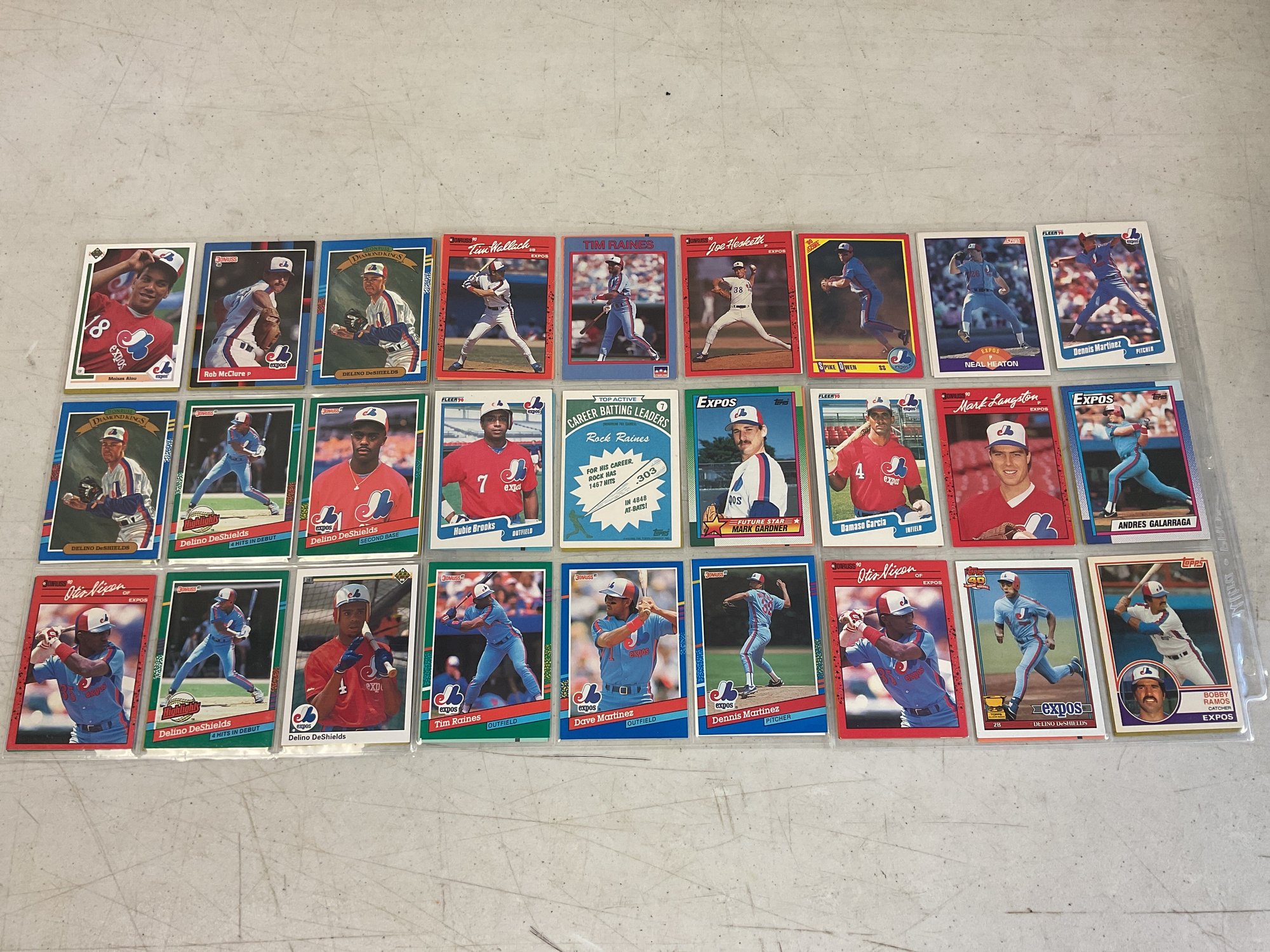 Lot Of 3 Pages Full Of Baseball Cards Front & Back #15503 ...