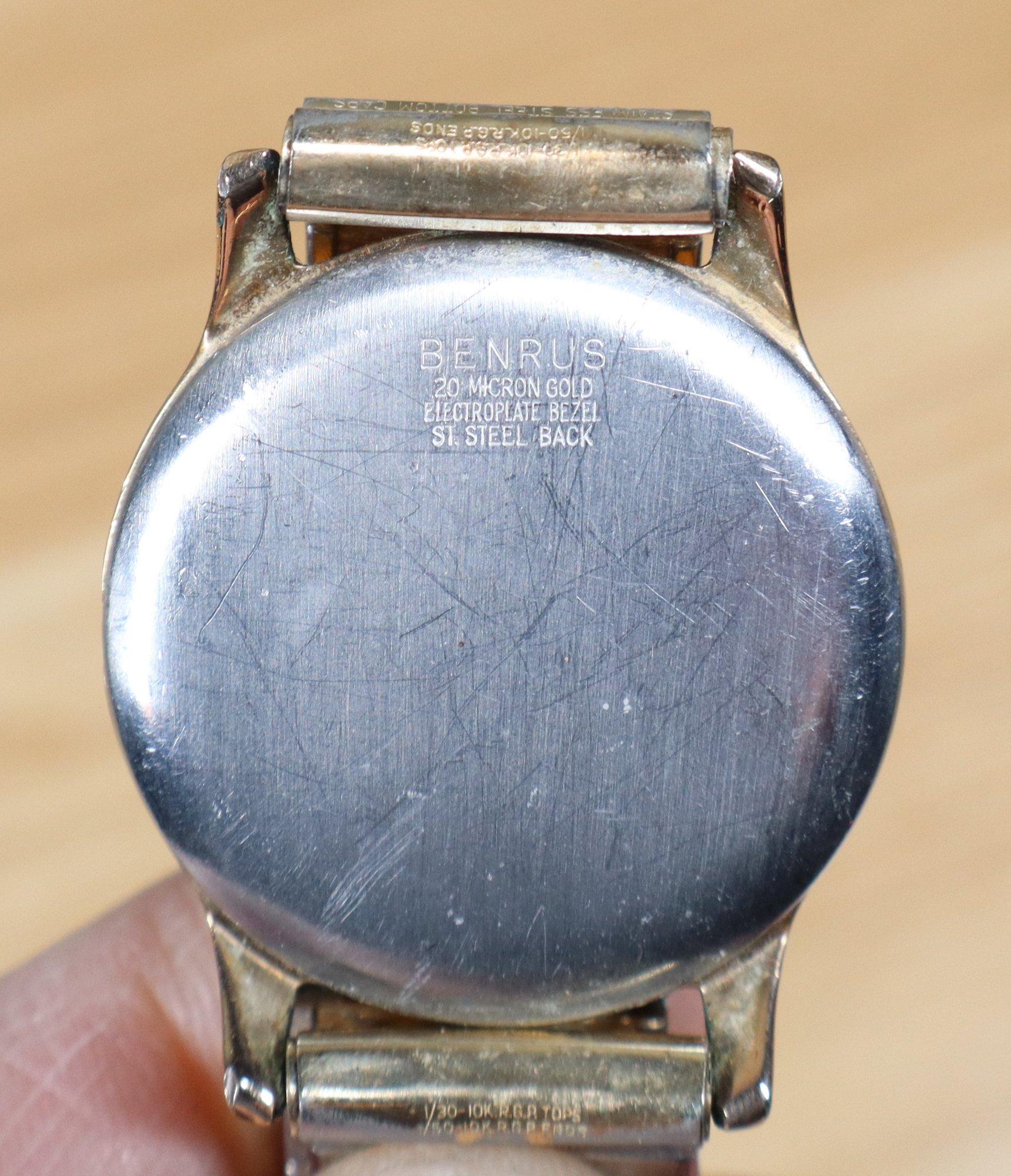 Benrus Gold Watch With Elastic Band #10179 | Auctionninja.com