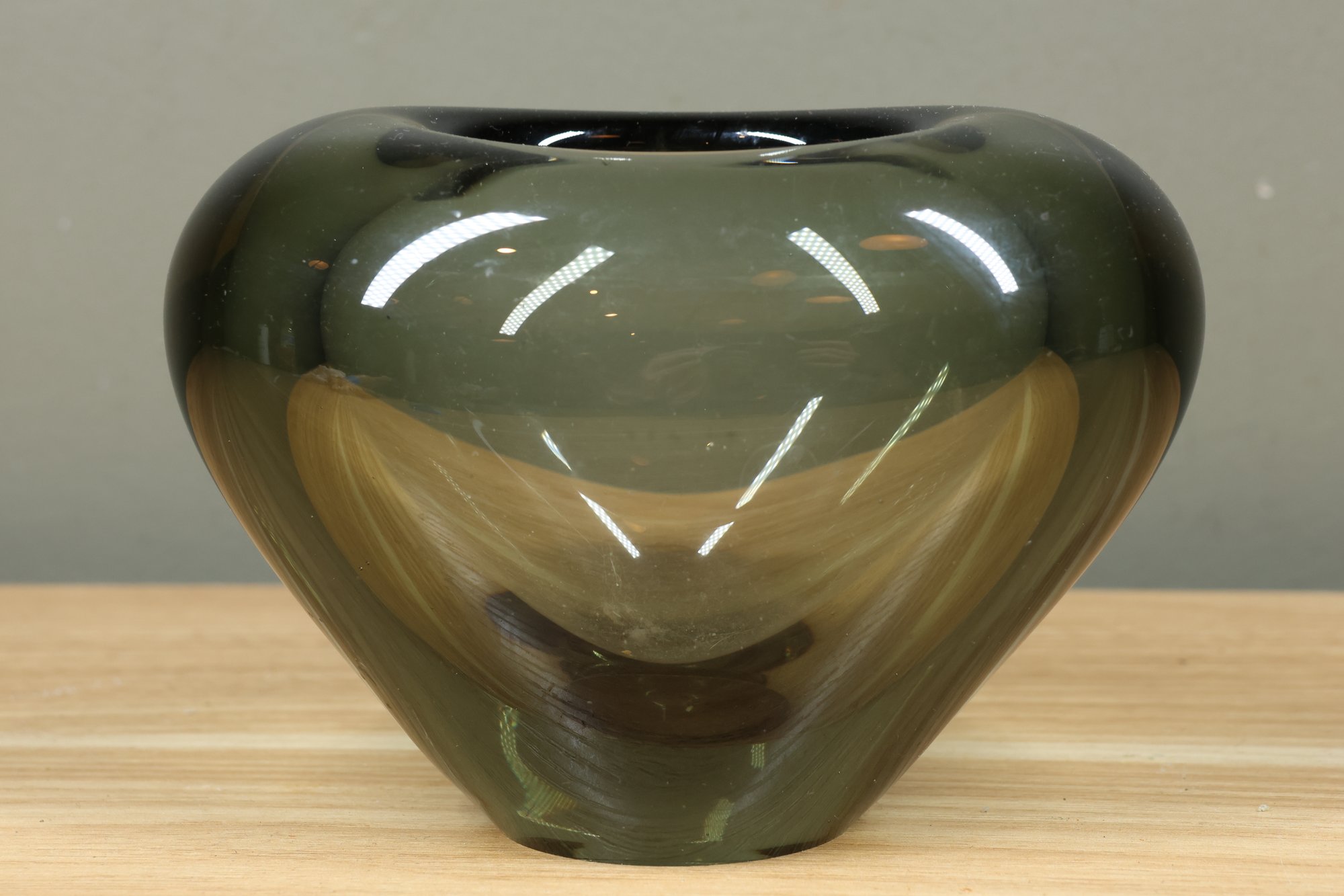 MCM Per Lutken Holmegaard Heart Glass Vase Smoke Grey Gray Signed #5232 ...