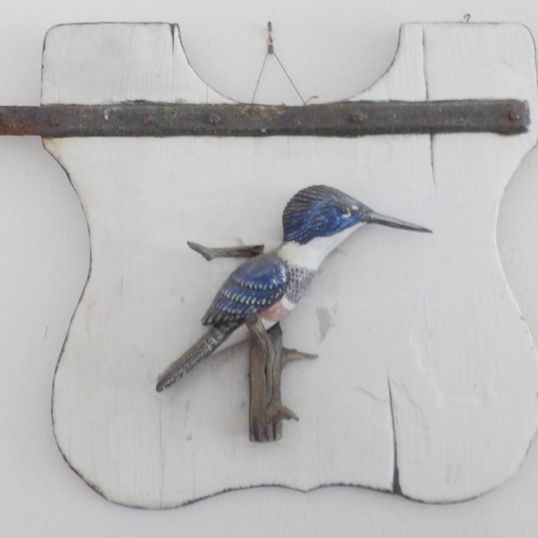 Rare Maine Folk Art Carved King Fisher On Shield Plaque #2553 ...