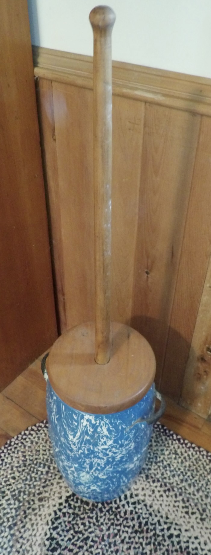 Extremely Rare Agateware Barrel Style Butter Dasher #2894 ...