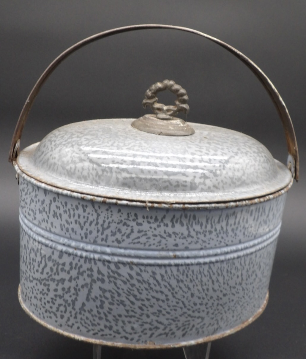 English Gray Granite Ware Miner's Dinner Bucket. #2941 | Auctionninja.com