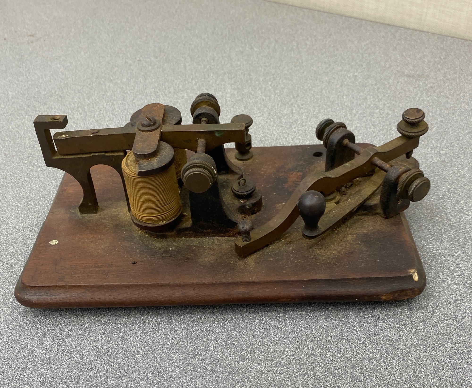 Morse Code Telegraph Key Machine #4591 | Auctionninja.com