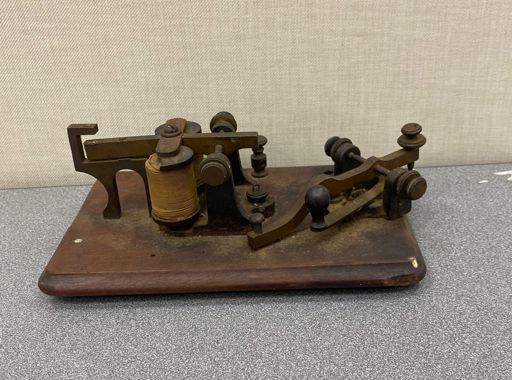 Morse Code Telegraph Key Machine #4591 | Auctionninja.com