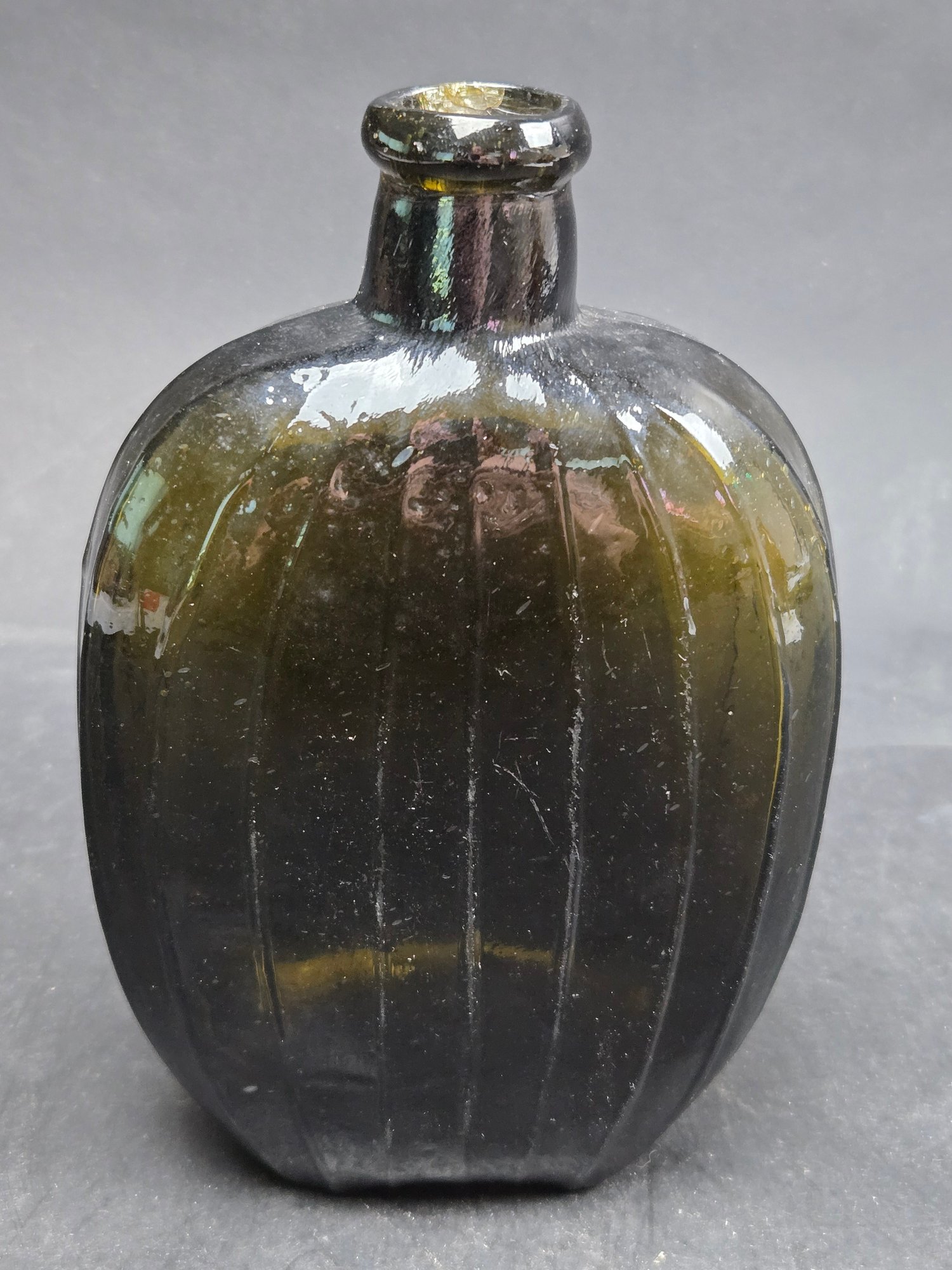 Very Rare New England Ribbed Melon Flask In Dark Green Probably 1815 ...
